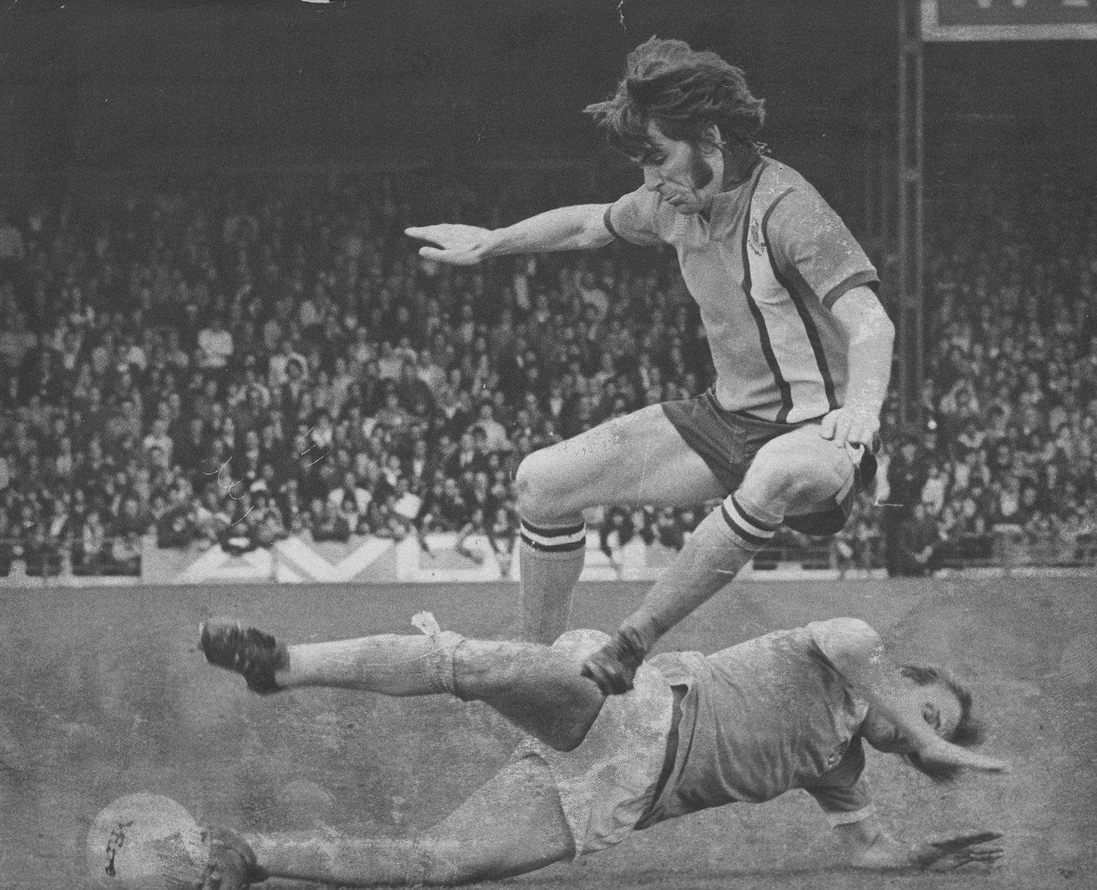 Luton Town FC vs Manchester City (26th Apr 1975) | Hatters Heritage | A ...