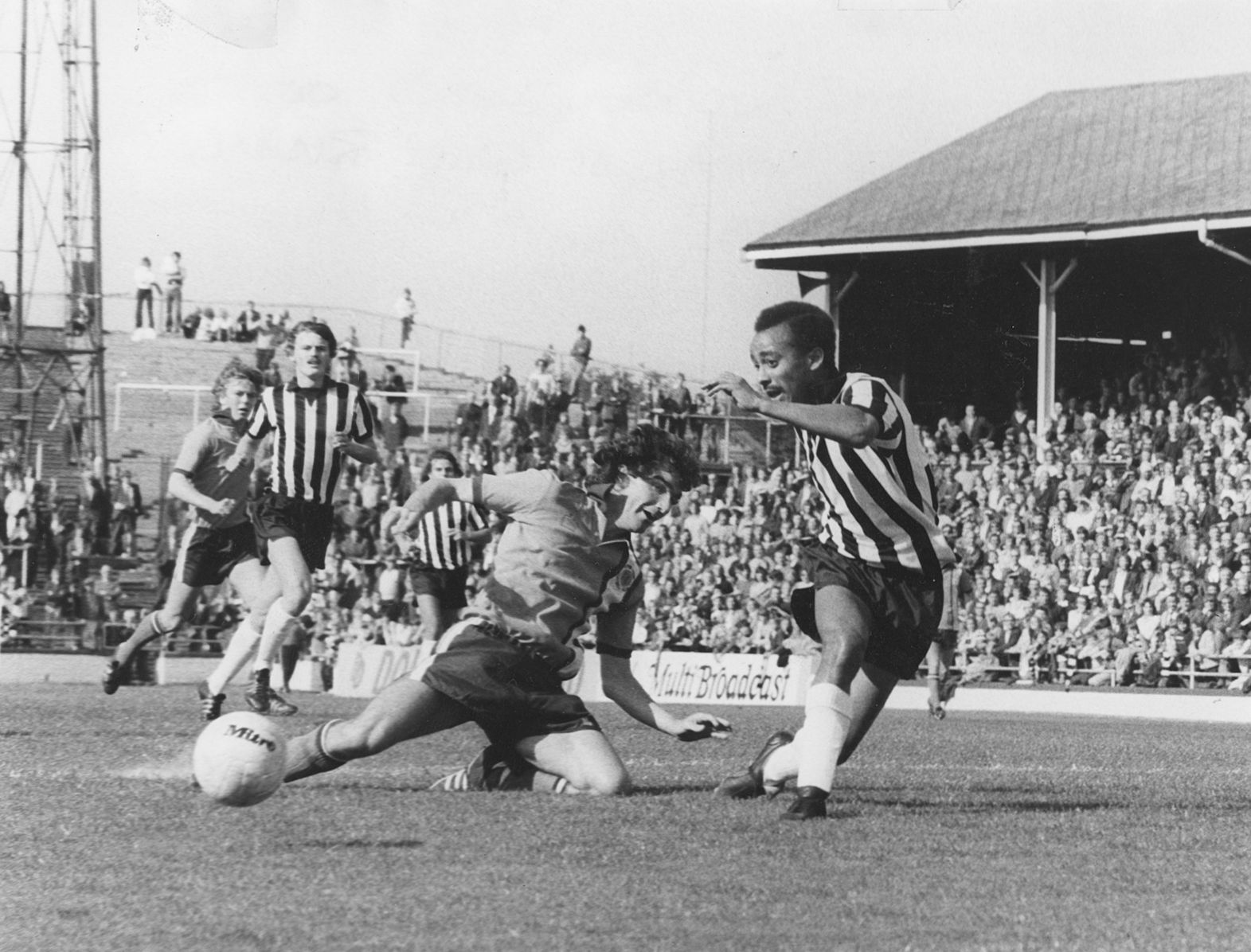 Peter Anderson | Hatters Heritage | A History of Luton Town FC