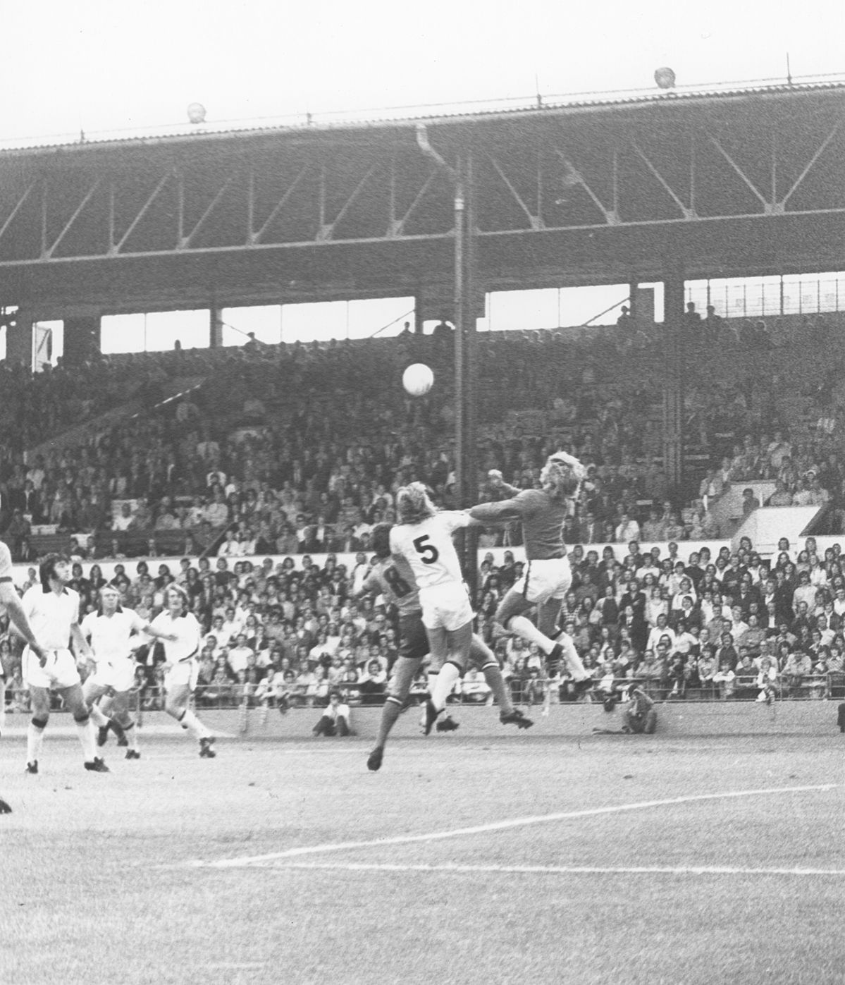 Luton Town FC vs Hull City (16th Aug 1975) | Hatters Heritage | A ...