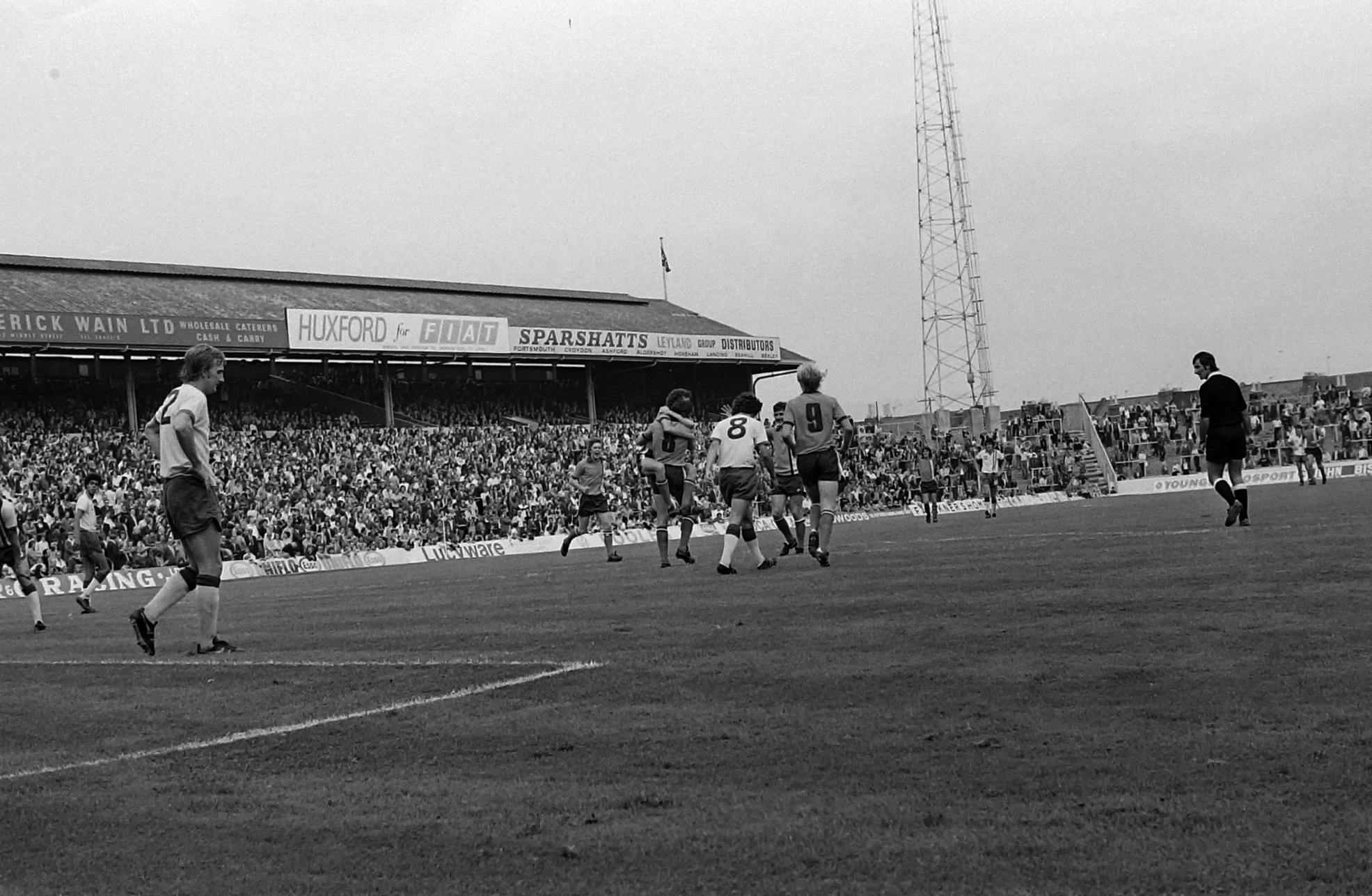 Portsmouth vs Luton Town FC (6th Sep 1975) | Hatters Heritage | A ...