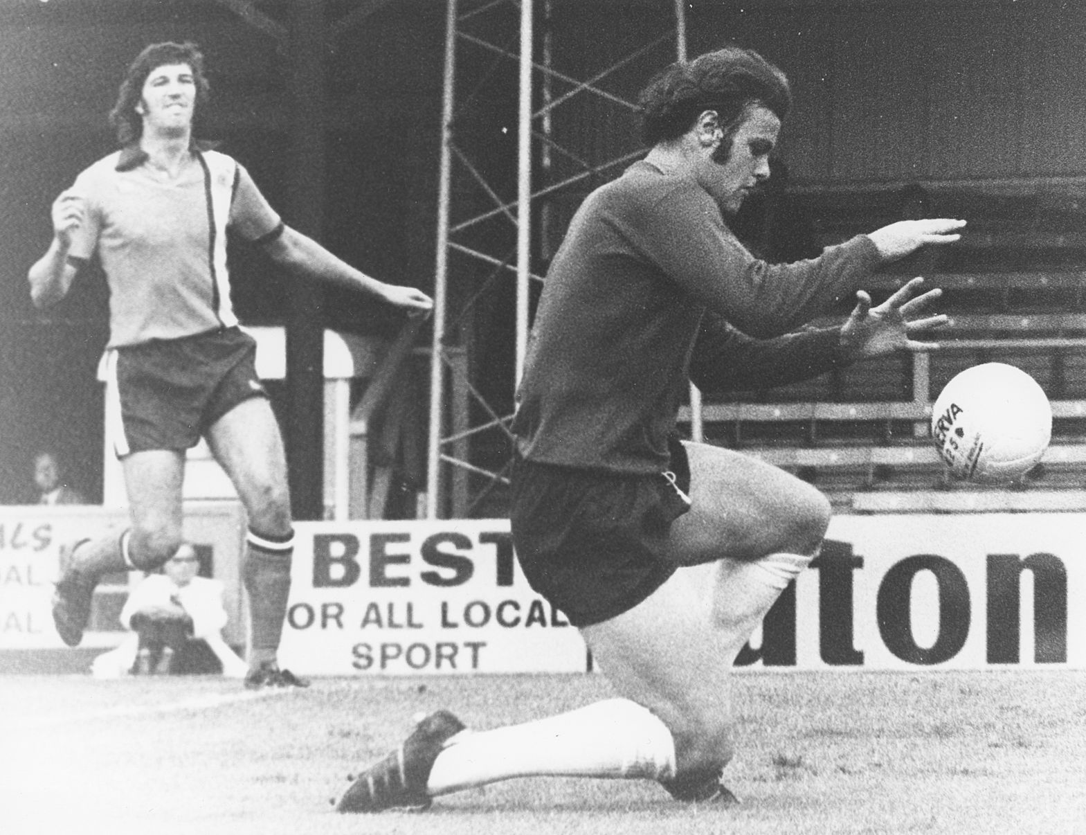 Luton Town FC vs Bolton Wanderers (13th Sep 1975) | Hatters Heritage ...