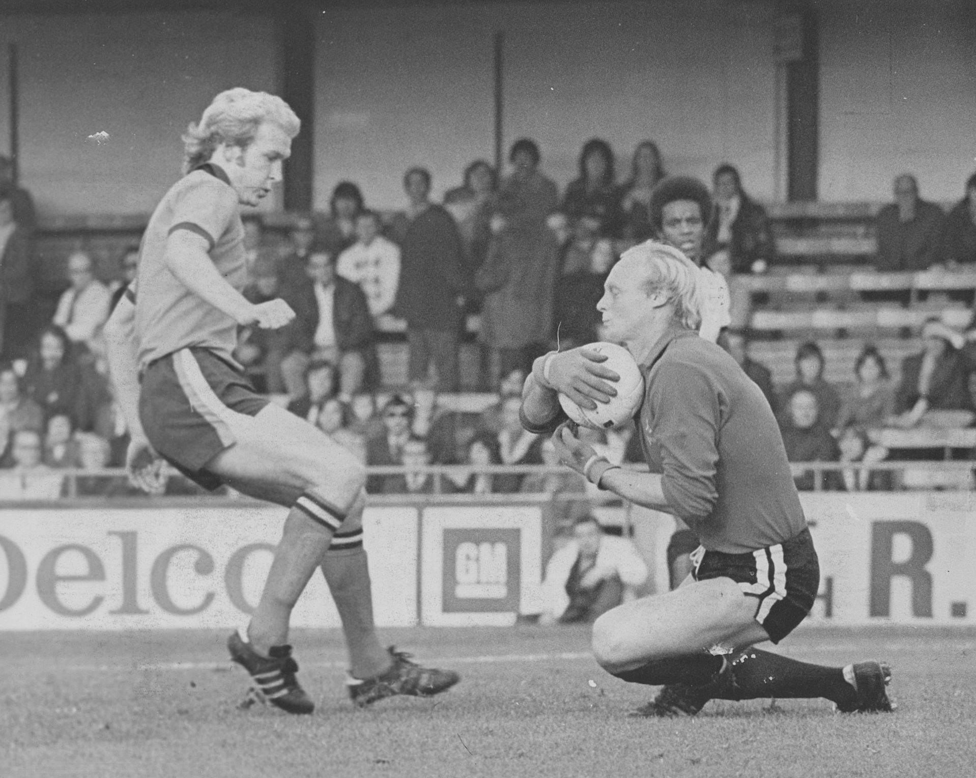 Luton Town FC vs Fulham (18th Oct 1975) | Hatters Heritage | A History ...