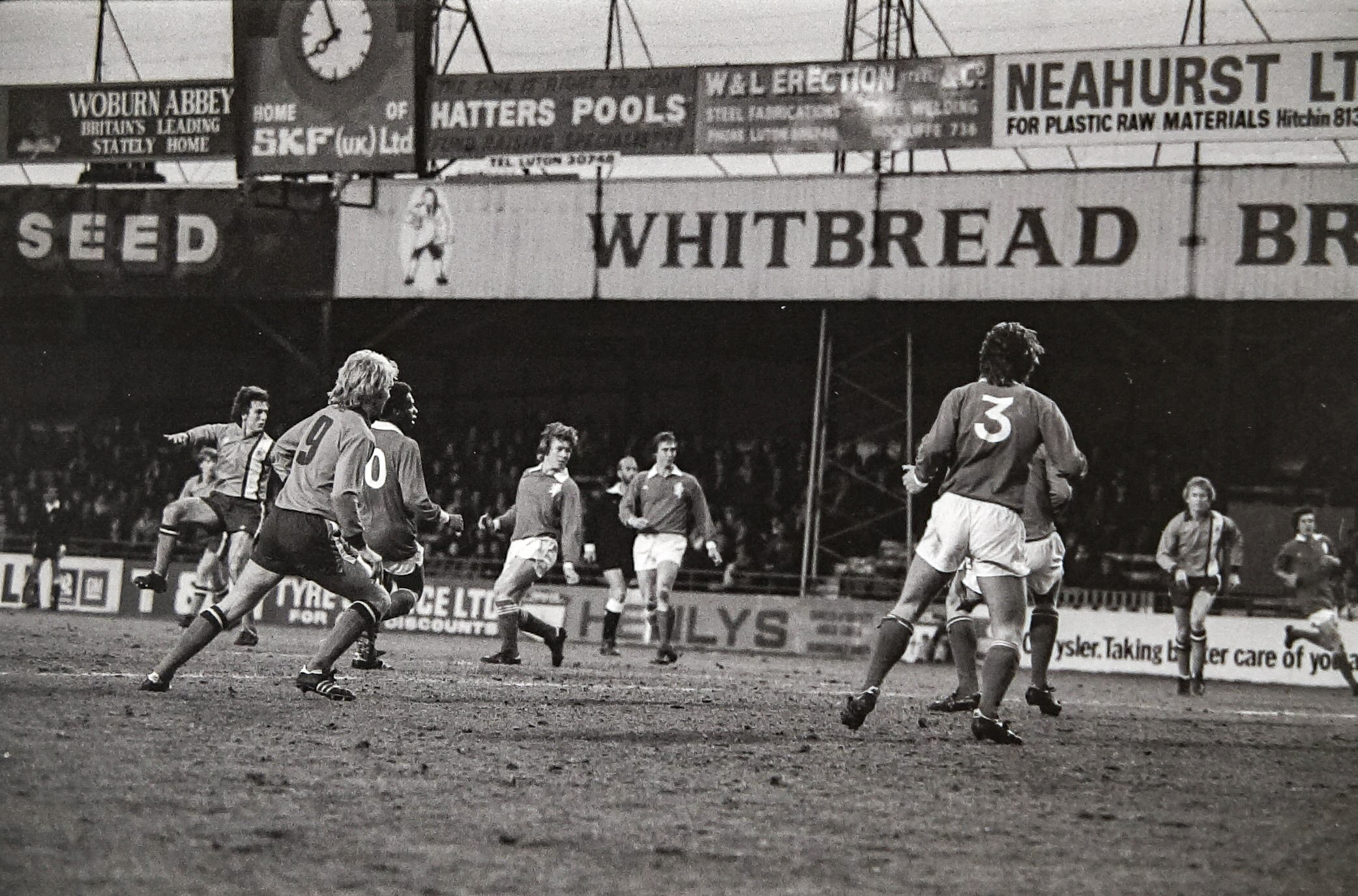 Luton Town FC vs Millwall (12th Apr 1977) | Hatters Heritage | A ...