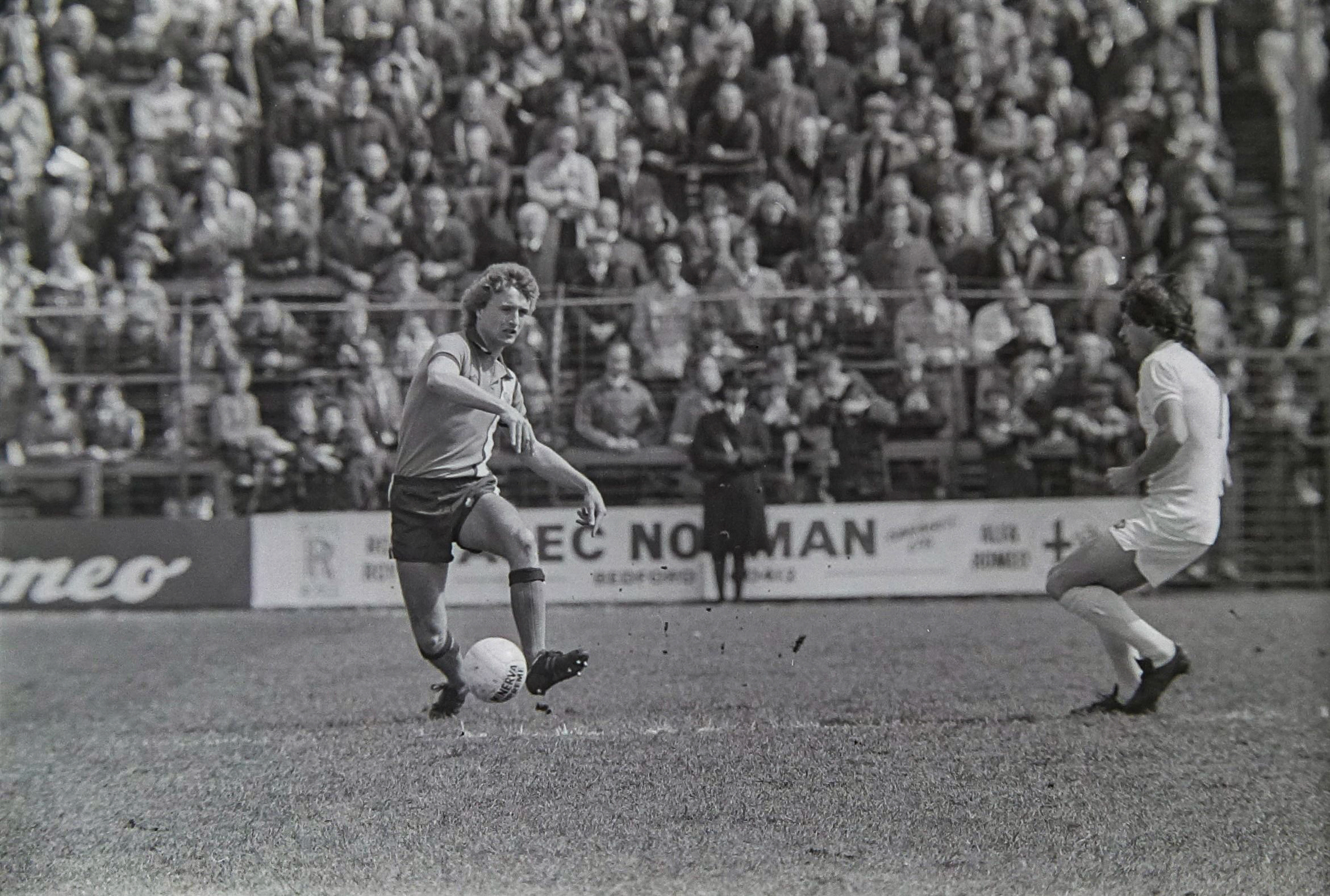 Luton Town FC vs Bolton Wanderers (7th May 1977) | Hatters Heritage | A ...