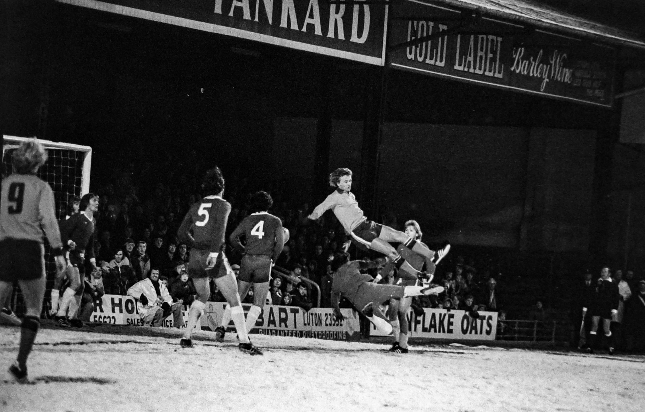 Luton Town FC vs Chelsea (29th Dec 1977) | Hatters Heritage | A History ...