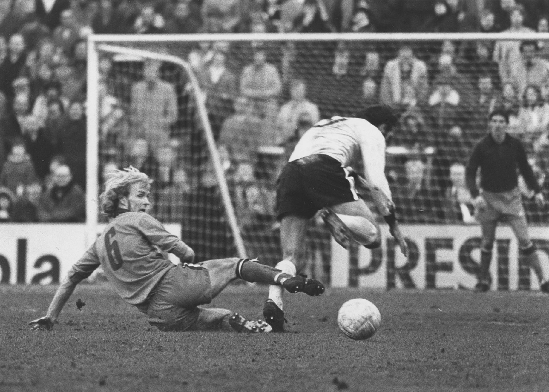 Fulham vs Luton Town FC (26th Feb 1977) | Hatters Heritage | A History ...
