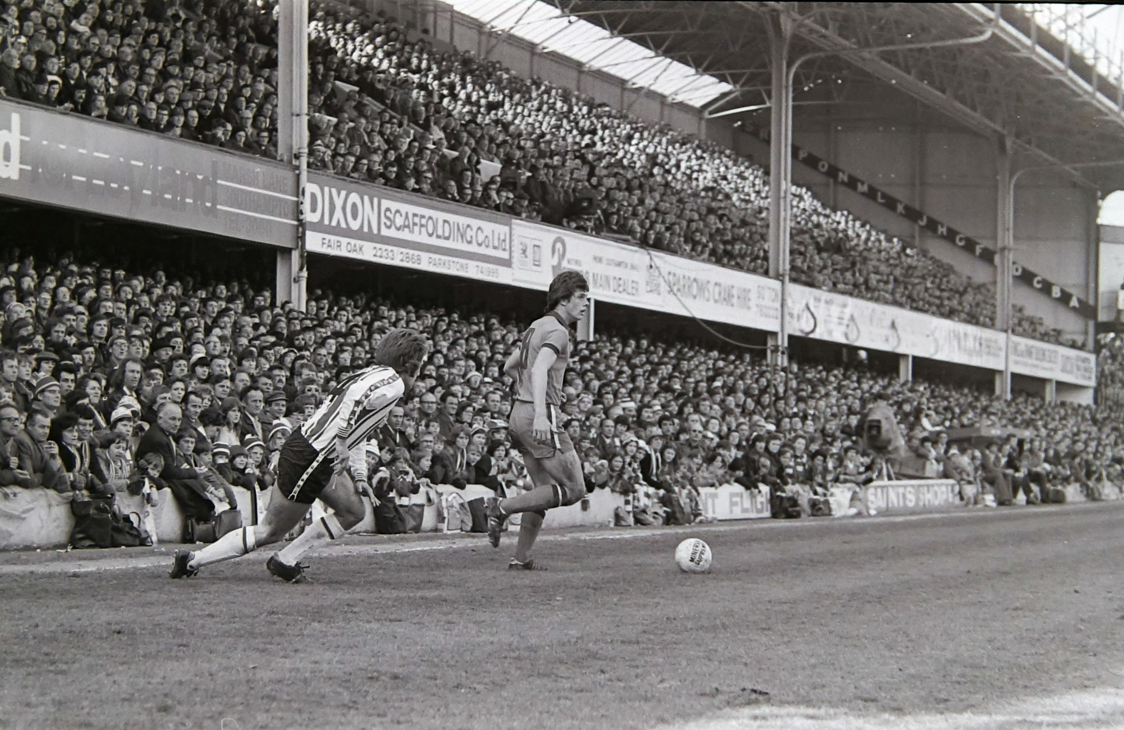 Southampton vs Luton Town FC (2nd Apr 1977) | Hatters Heritage | A ...