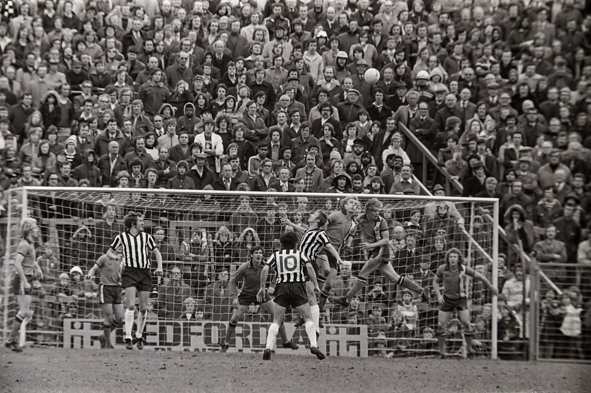 Luton Town FC vs Notts County (23rd Apr 1977) | Hatters Heritage | A ...