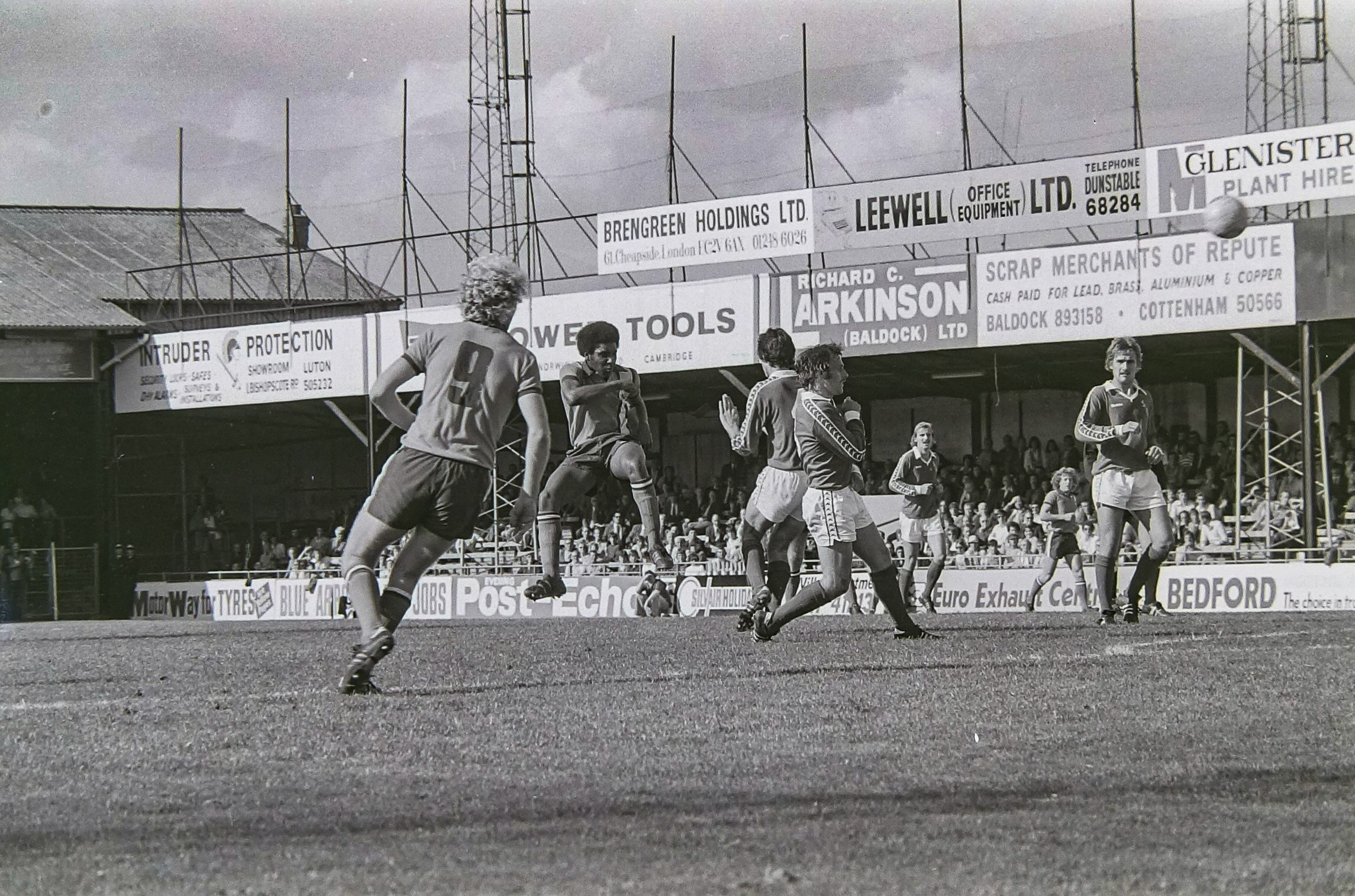 Luton Town FC vs Charlton Athletic (3rd Sep 1977) | Hatters Heritage ...