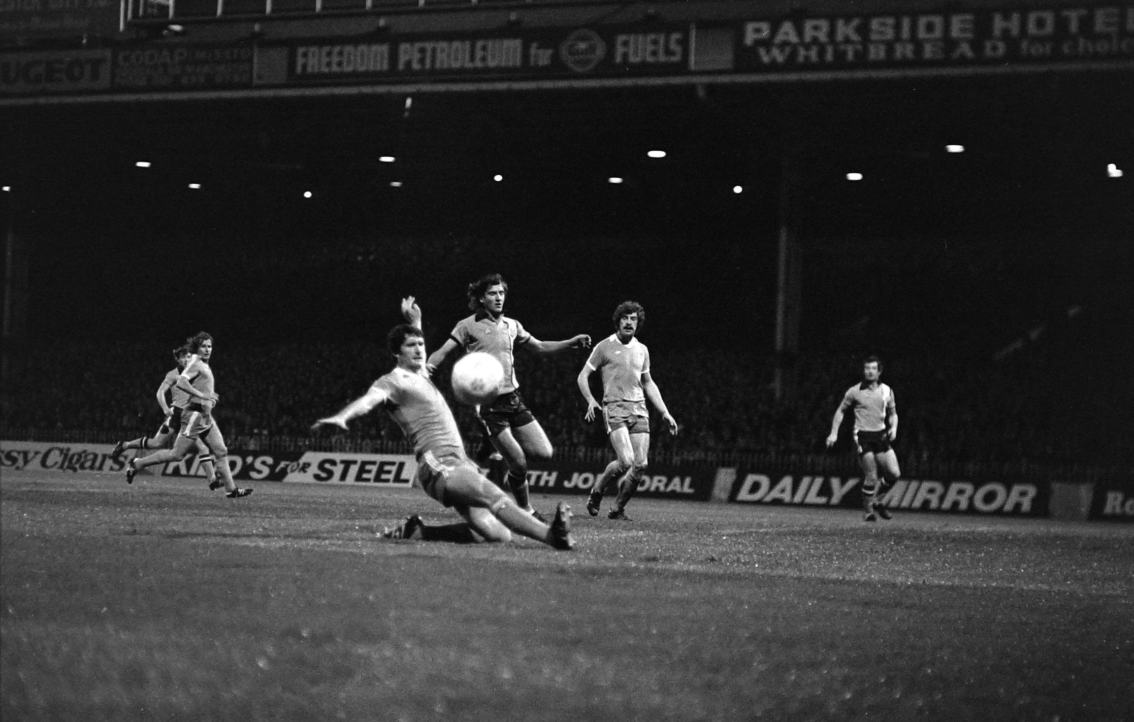 Manchester City vs Luton Town FC (1st Nov 1977) | Hatters Heritage | A ...