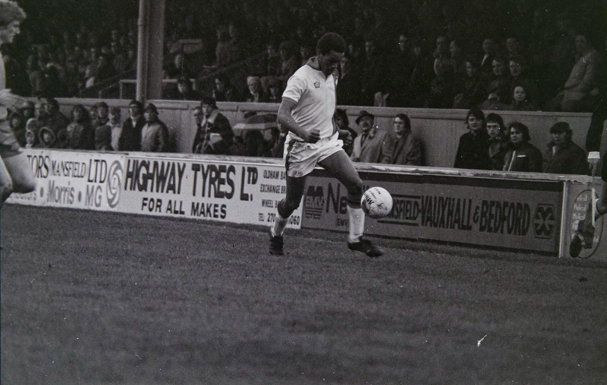 Mansfield Town vs Luton Town FC (12th Nov 1977) | Hatters Heritage | A ...