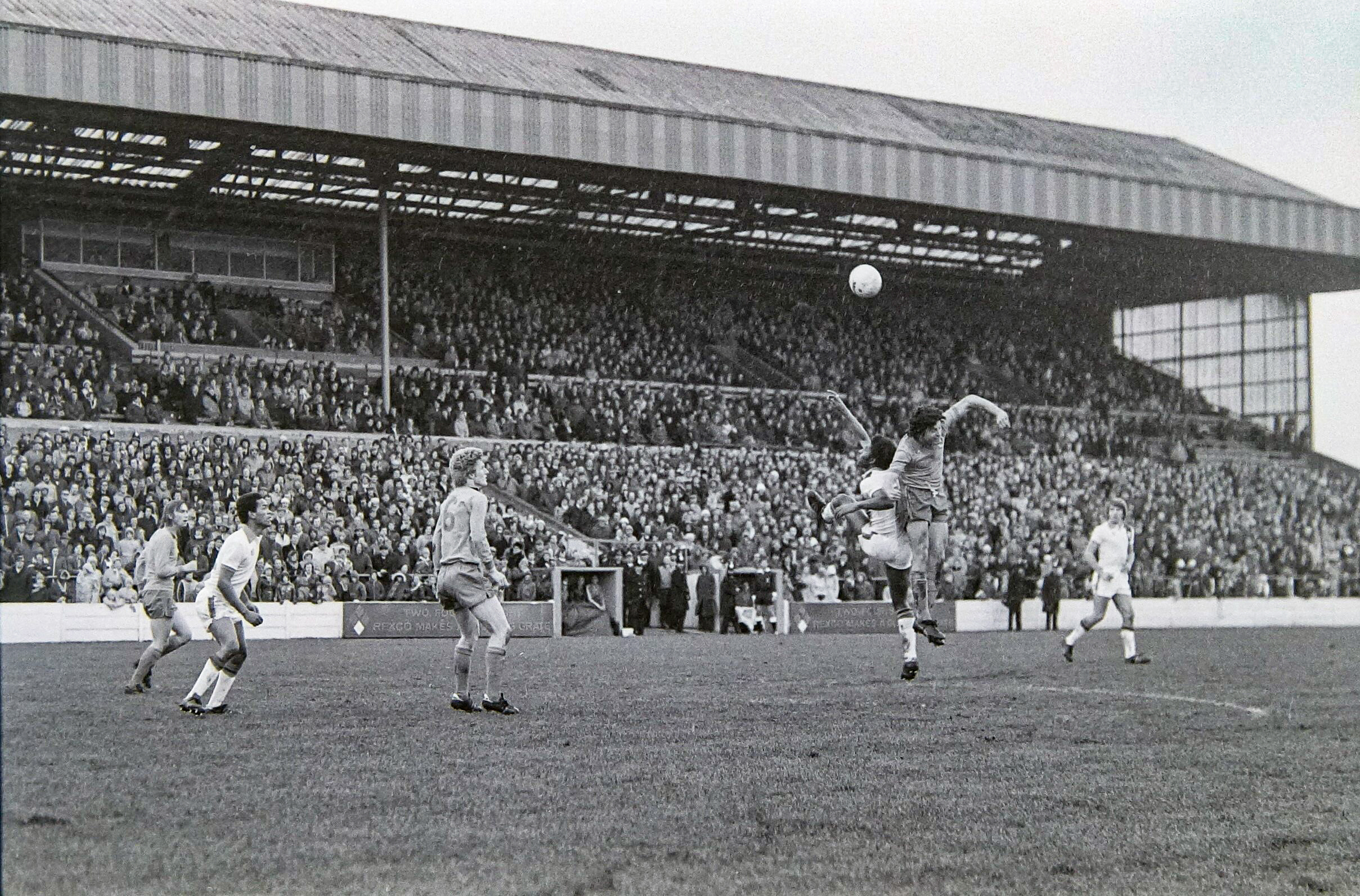 Mansfield Town vs Luton Town FC (12th Nov 1977) | Hatters Heritage | A ...
