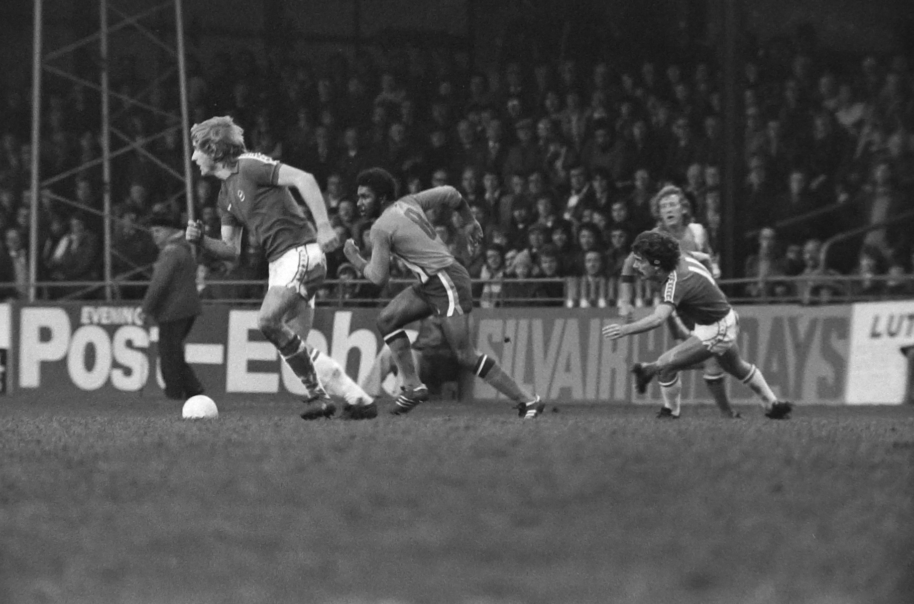 Luton Town FC vs Brighton & Hove Albion (31st Dec 1977) | Hatters ...