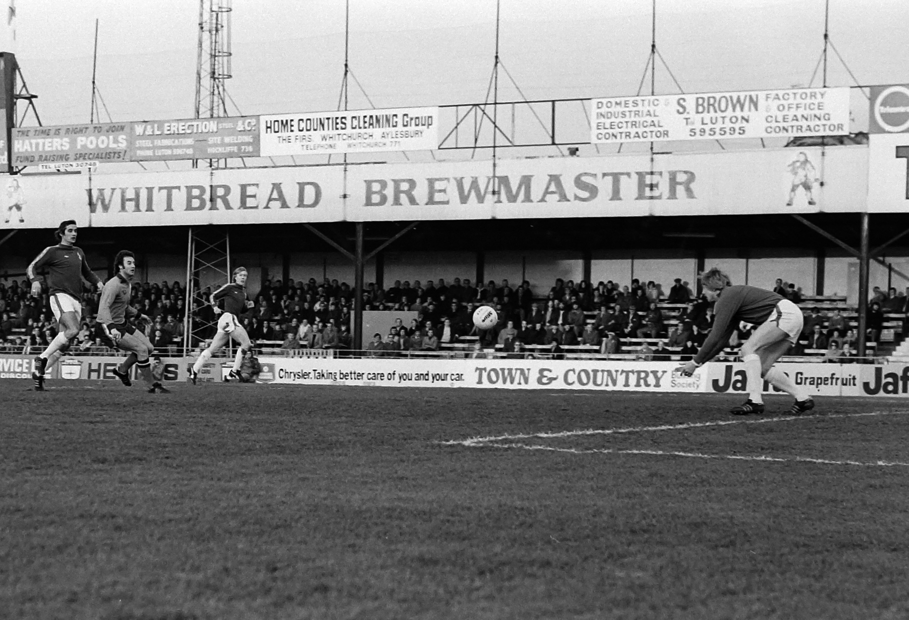 Luton Town FC vs Oldham Athletic (7th Jan 1978) | Hatters Heritage | A ...