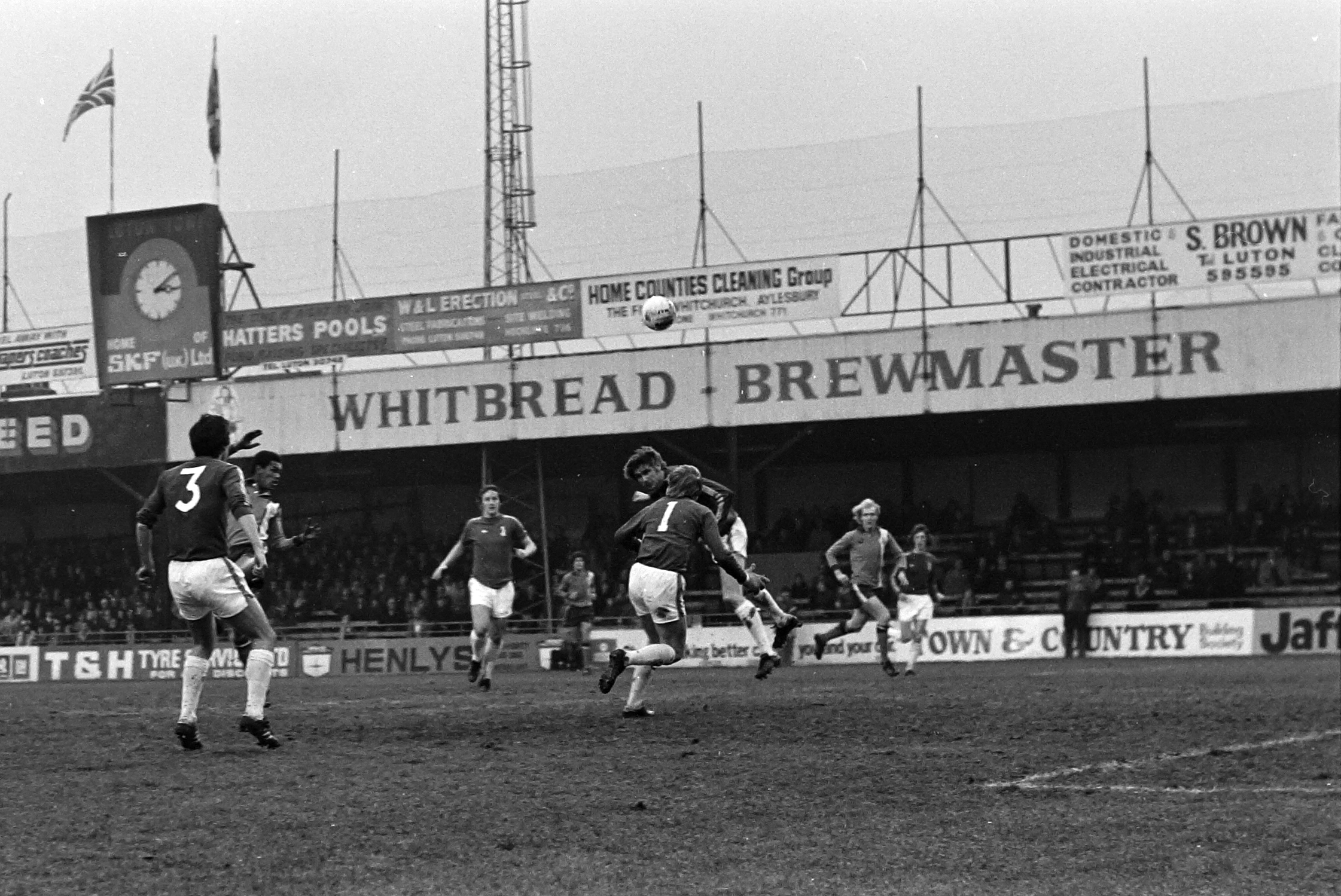 Luton Town FC vs Oldham Athletic (14th Jan 1978) | Hatters Heritage | A ...
