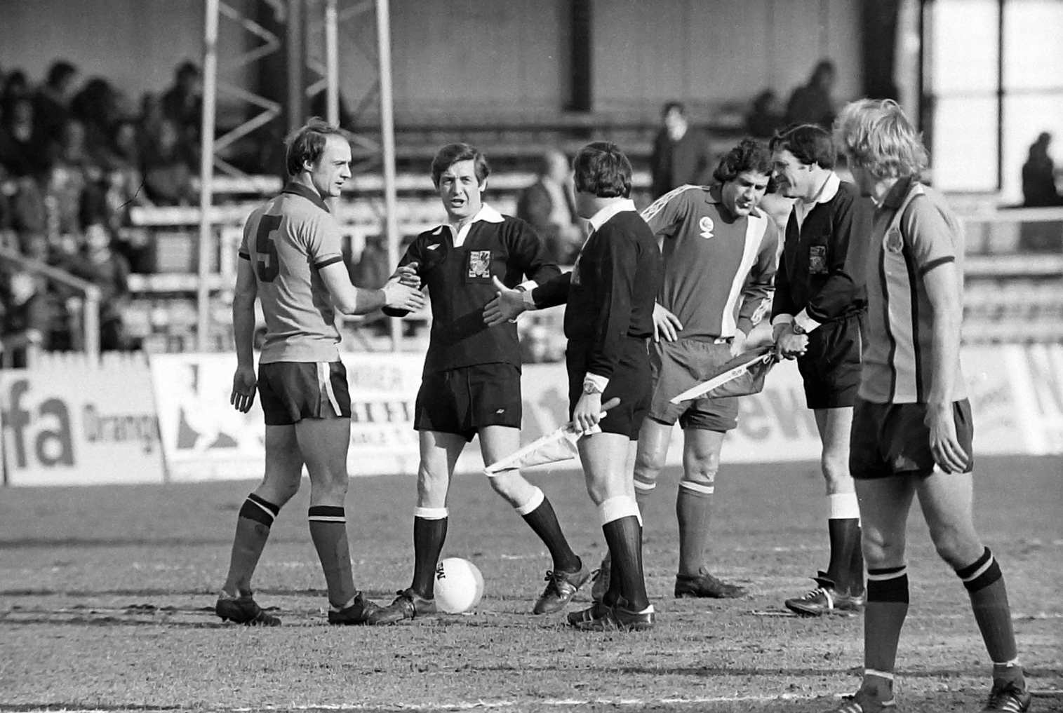 Luton Town FC vs Cardiff City (4th Mar 1978) | Hatters Heritage | A ...