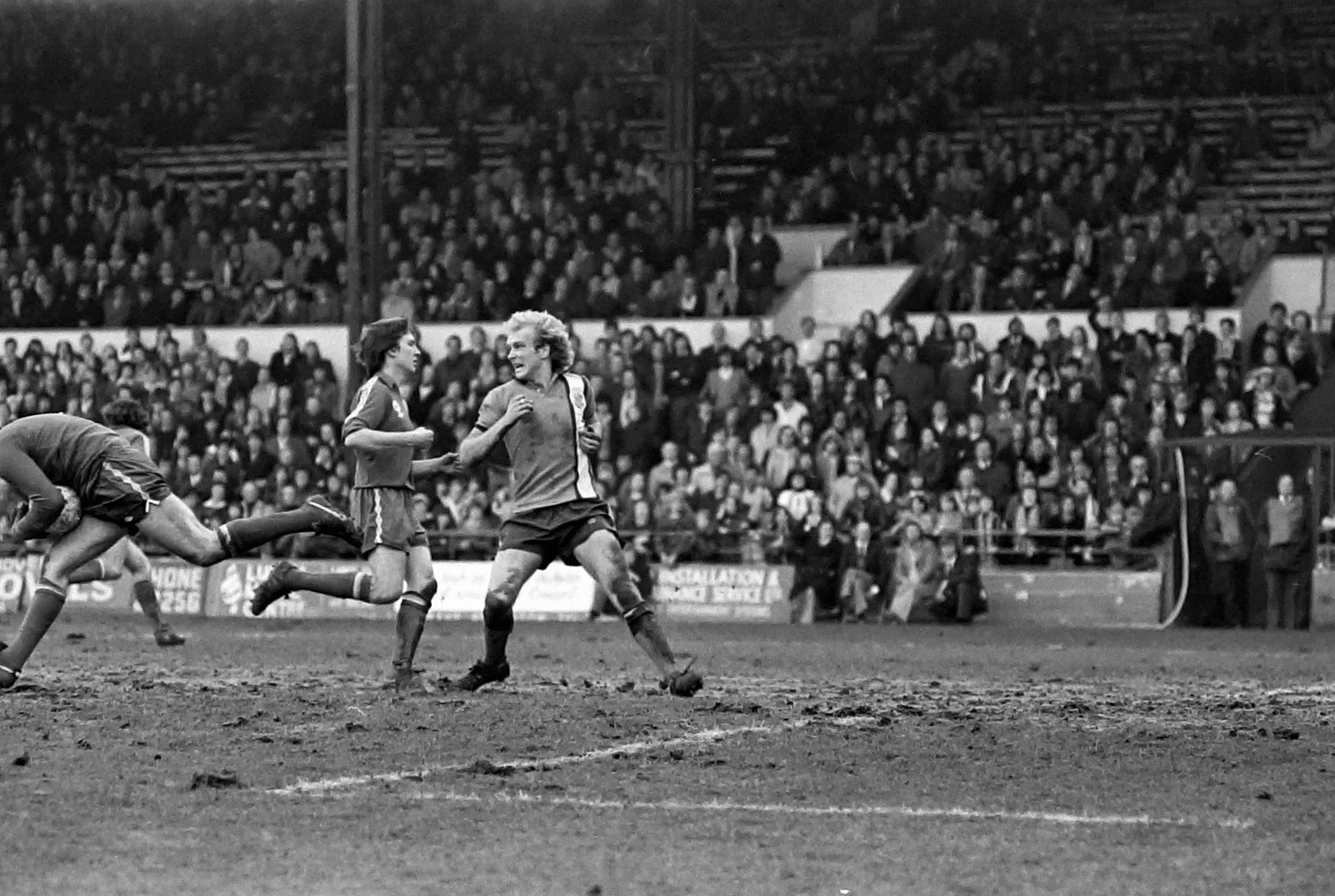 Luton Town FC vs Cardiff City (4th Mar 1978) | Hatters Heritage | A ...