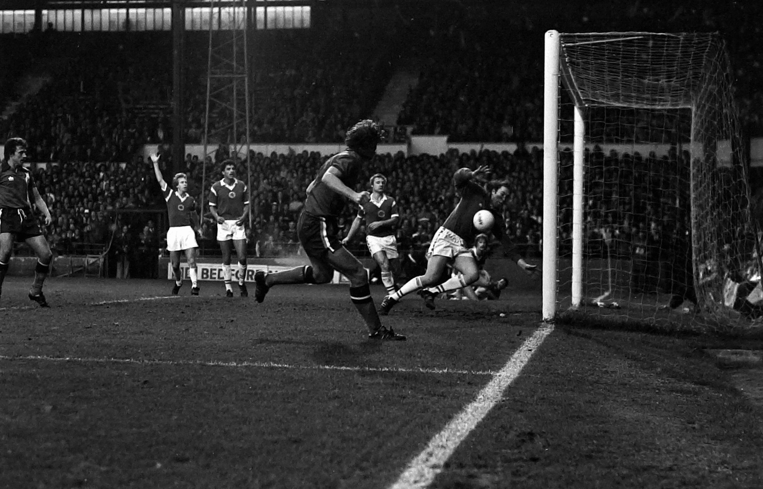 Bob Hatton | Hatters Heritage | A History of Luton Town FC