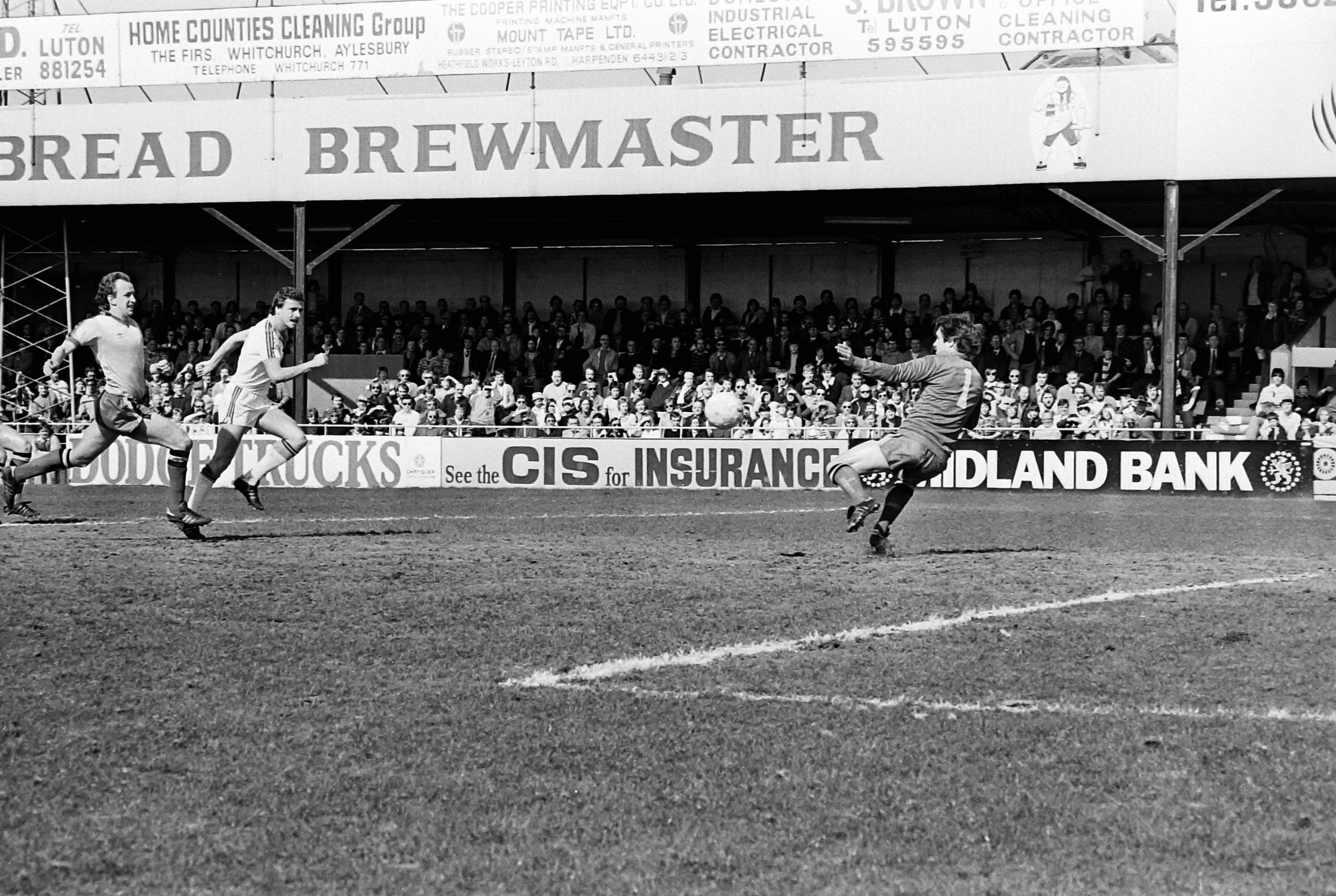 Luton Town FC vs Watford (5th Apr 1980) | Hatters Heritage | A History ...