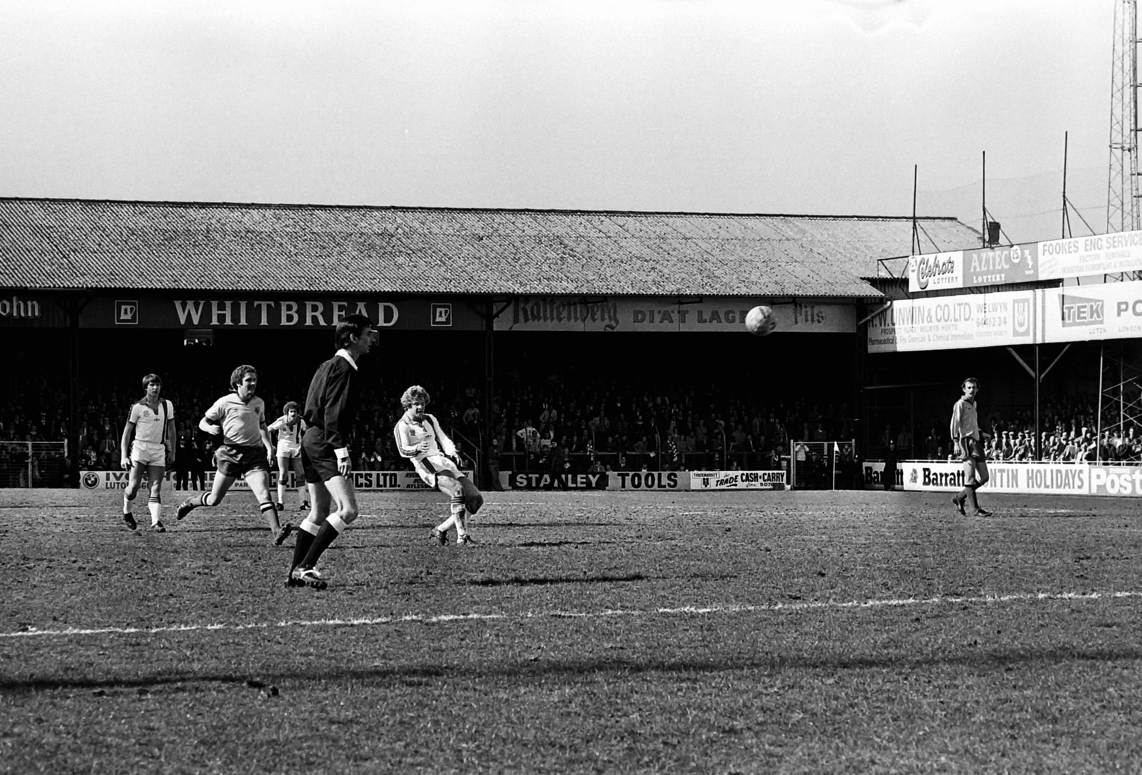 Luton Town FC vs Watford (5th Apr 1980) | Hatters Heritage | A History ...