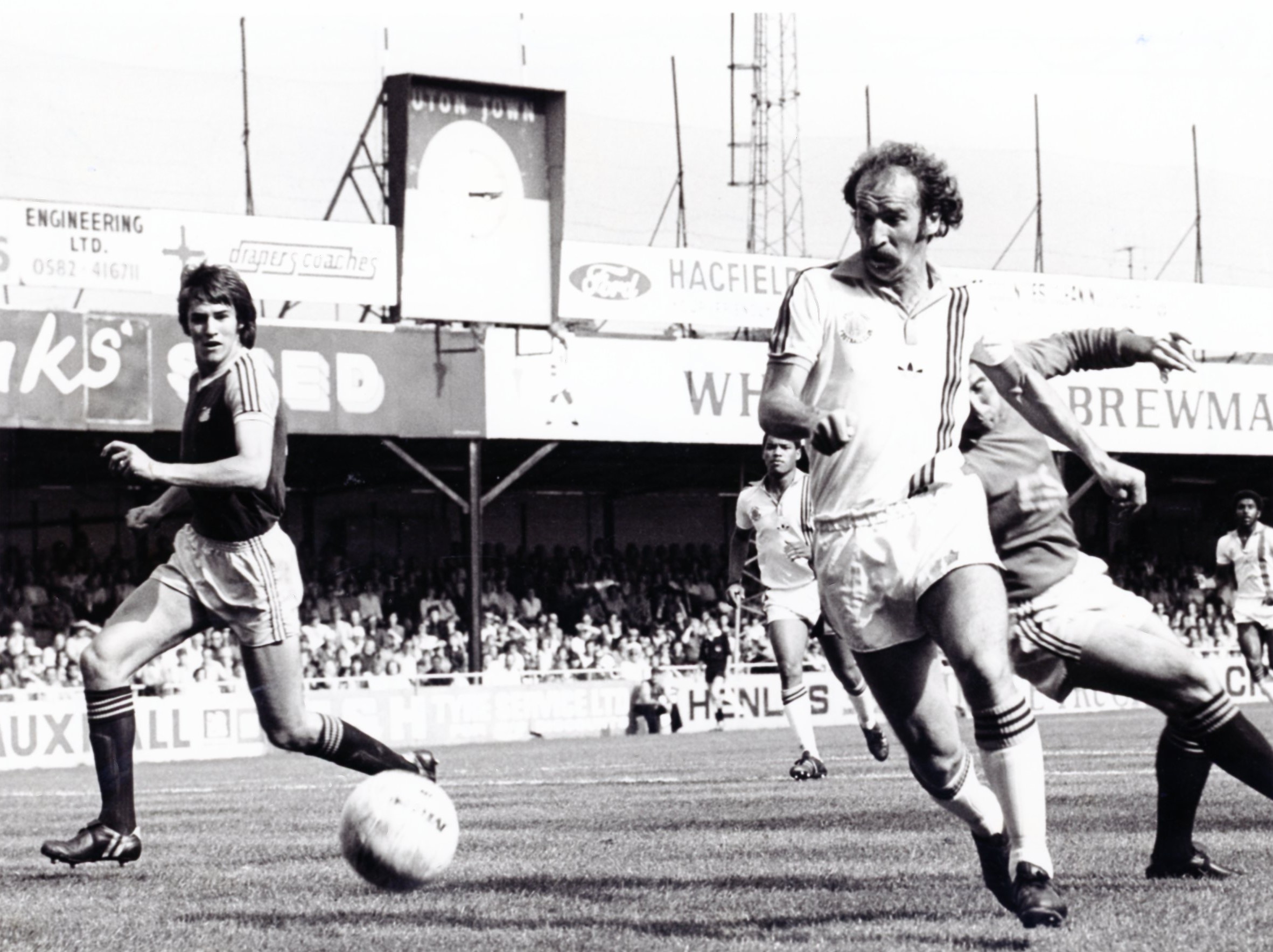 Bob Hatton | Hatters Heritage | A History of Luton Town FC