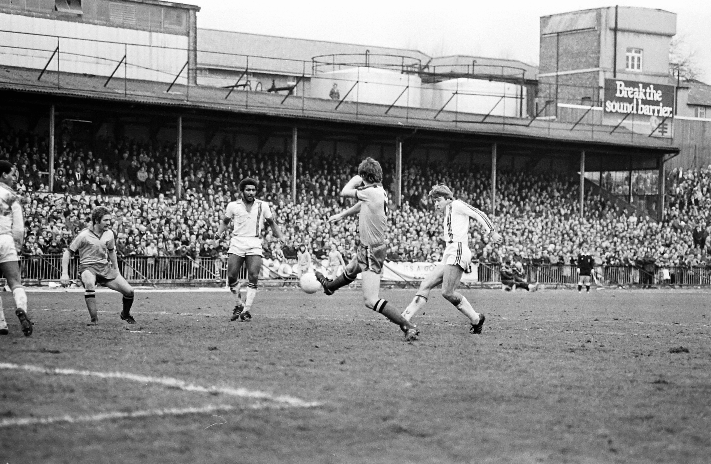 Watford vs Luton Town FC (26th Dec 1979) | Hatters Heritage | A History ...