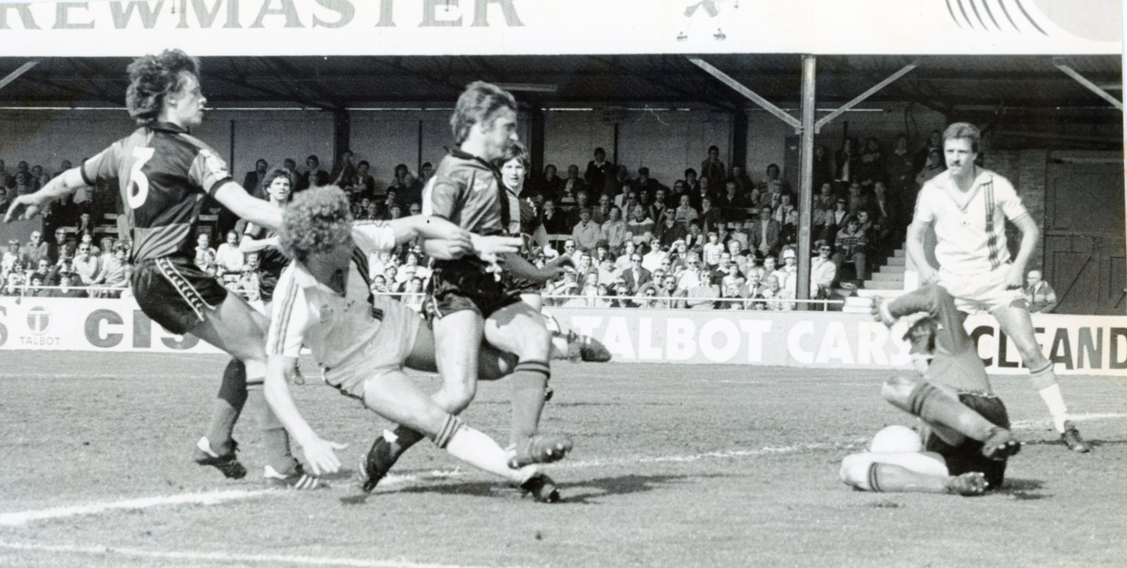 Luton Town FC vs Bristol Rovers (18th Apr 1981) | Hatters Heritage | A ...