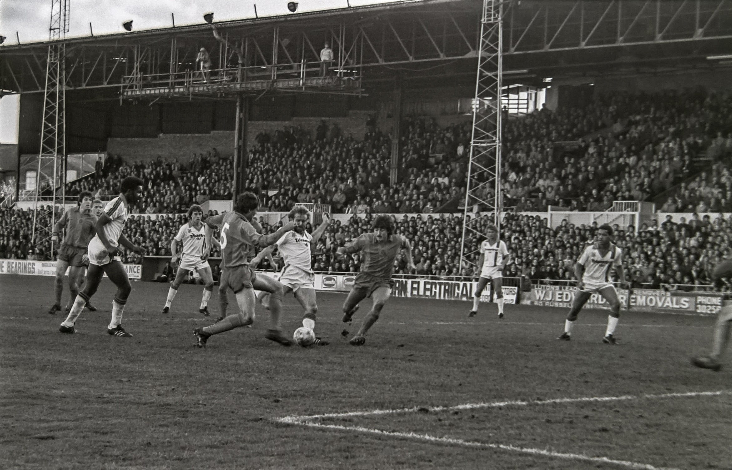 Tony Grealish | Hatters Heritage | A History of Luton Town FC