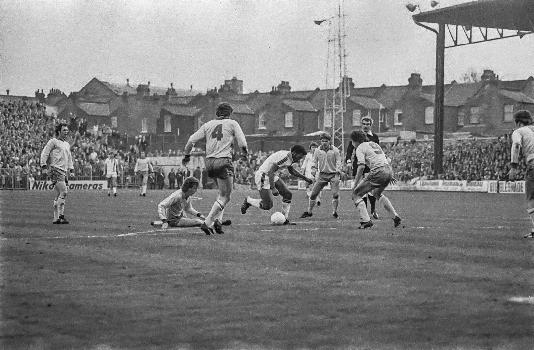 Luton Town FC vs Sheffield Wednesday (1st Nov 1980) | Hatters Heritage ...