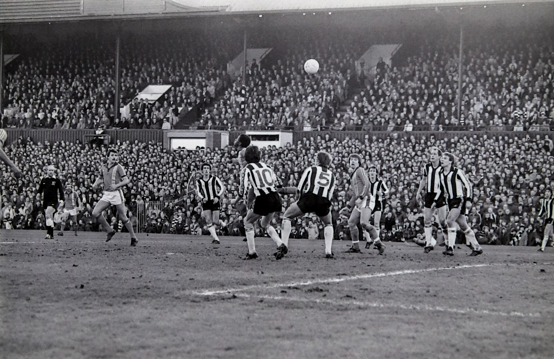 Alan West | Hatters Heritage | A History of Luton Town FC