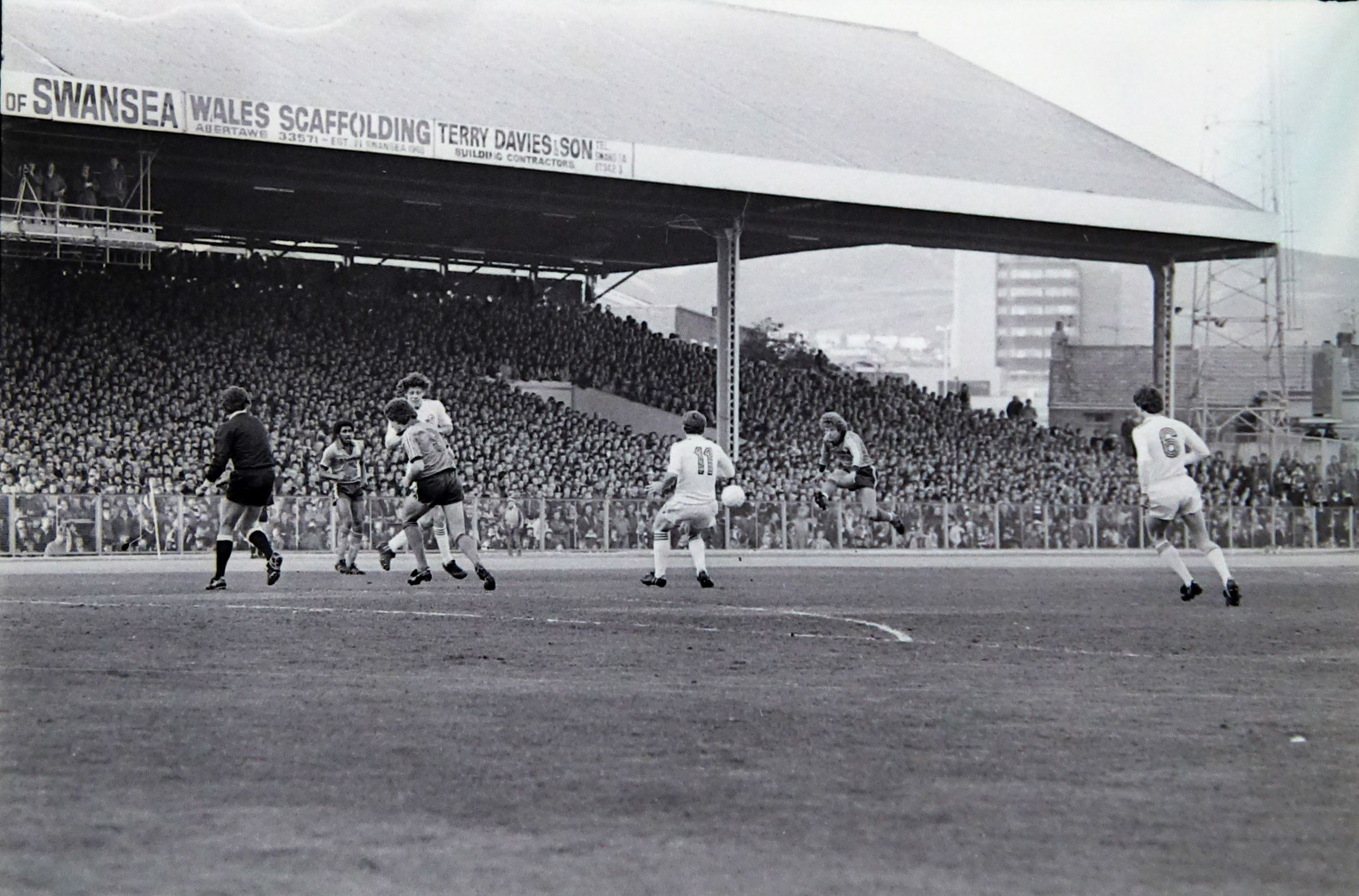Swansea City vs Luton Town FC (27th Apr 1981) | Hatters Heritage | A ...