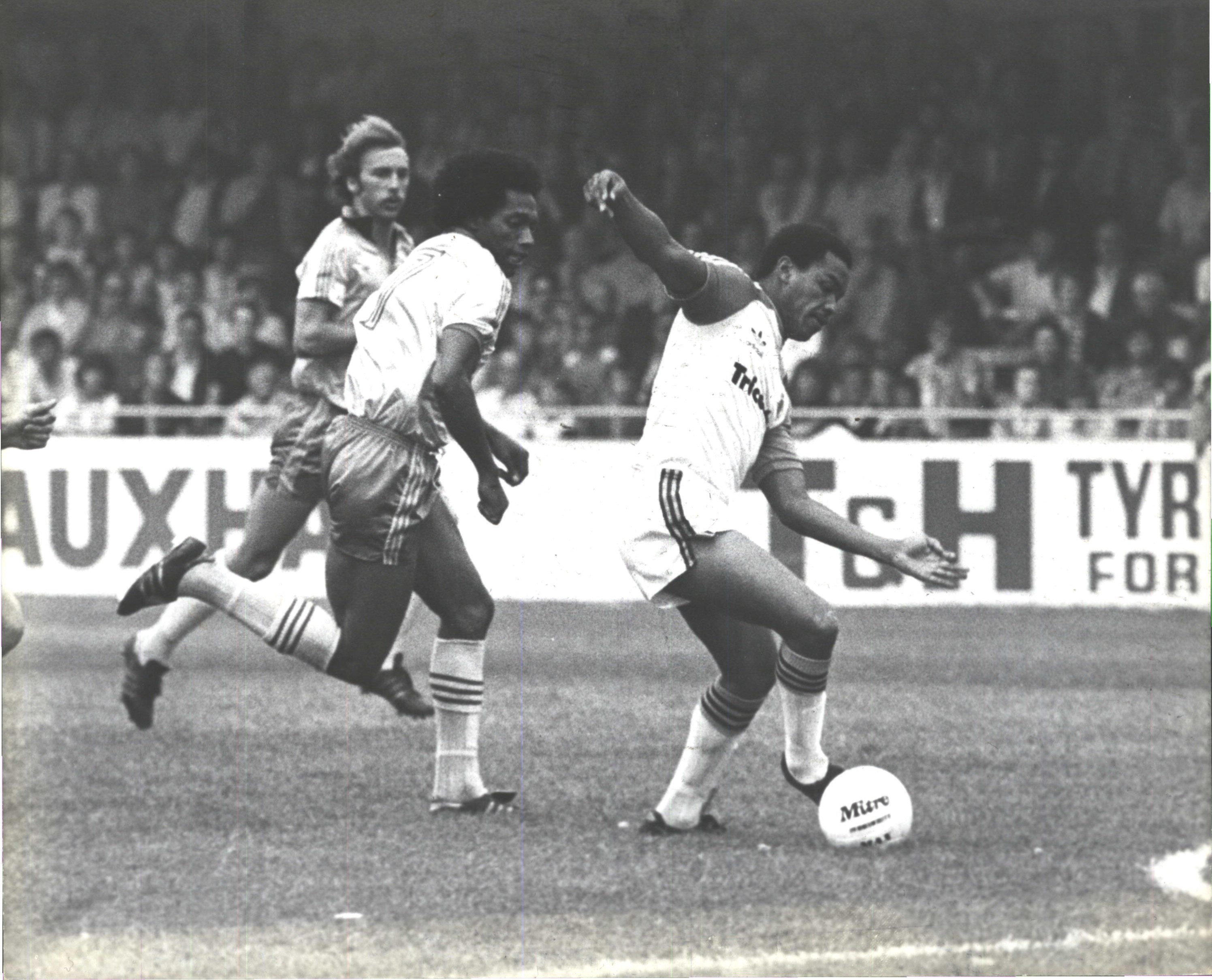Luton Town FC vs Charlton Athletic (29th Aug 1981) | Hatters Heritage ...