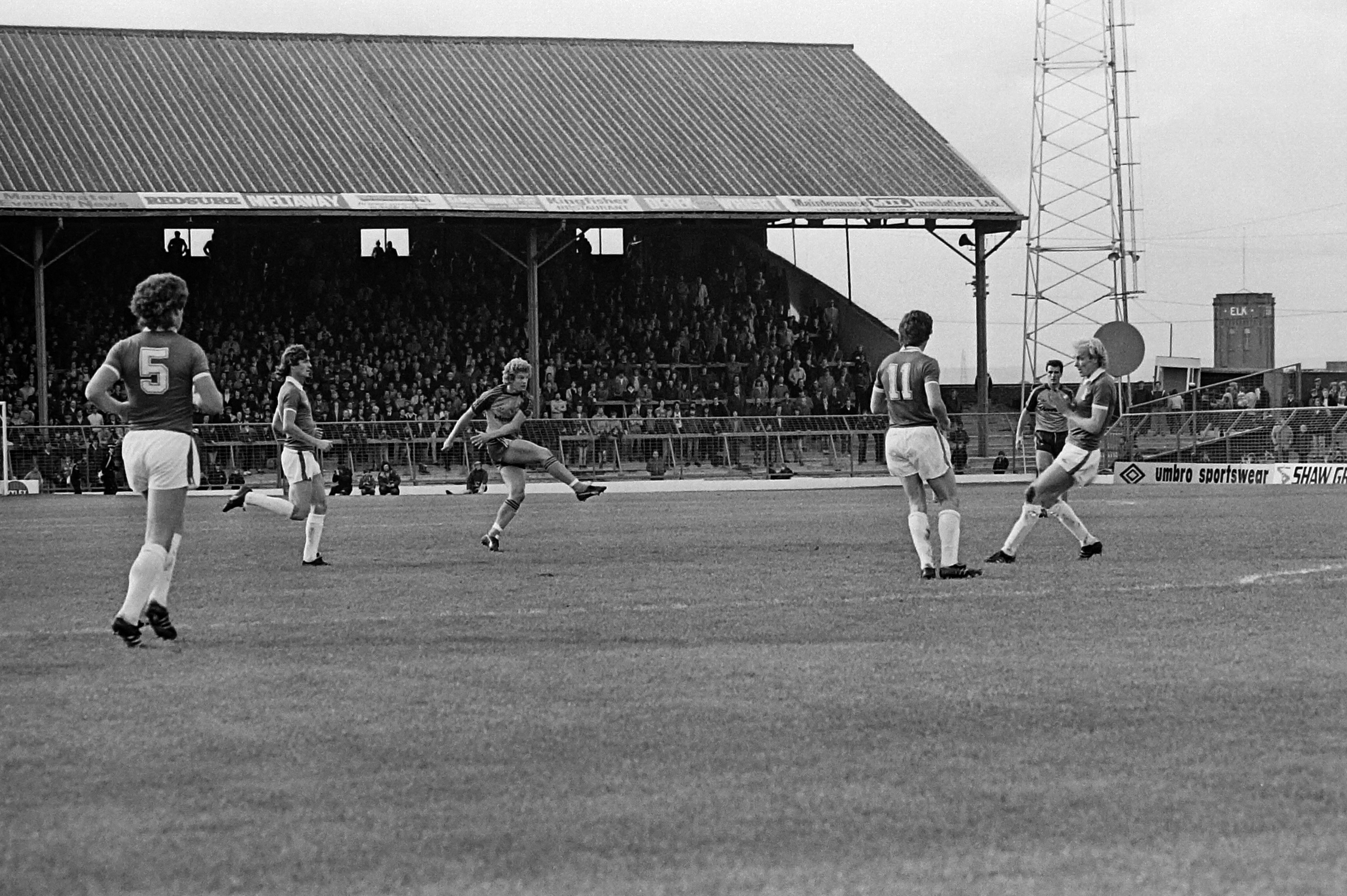 Oldham Athletic vs Luton Town FC (10th Oct 1981) | Hatters Heritage | A ...