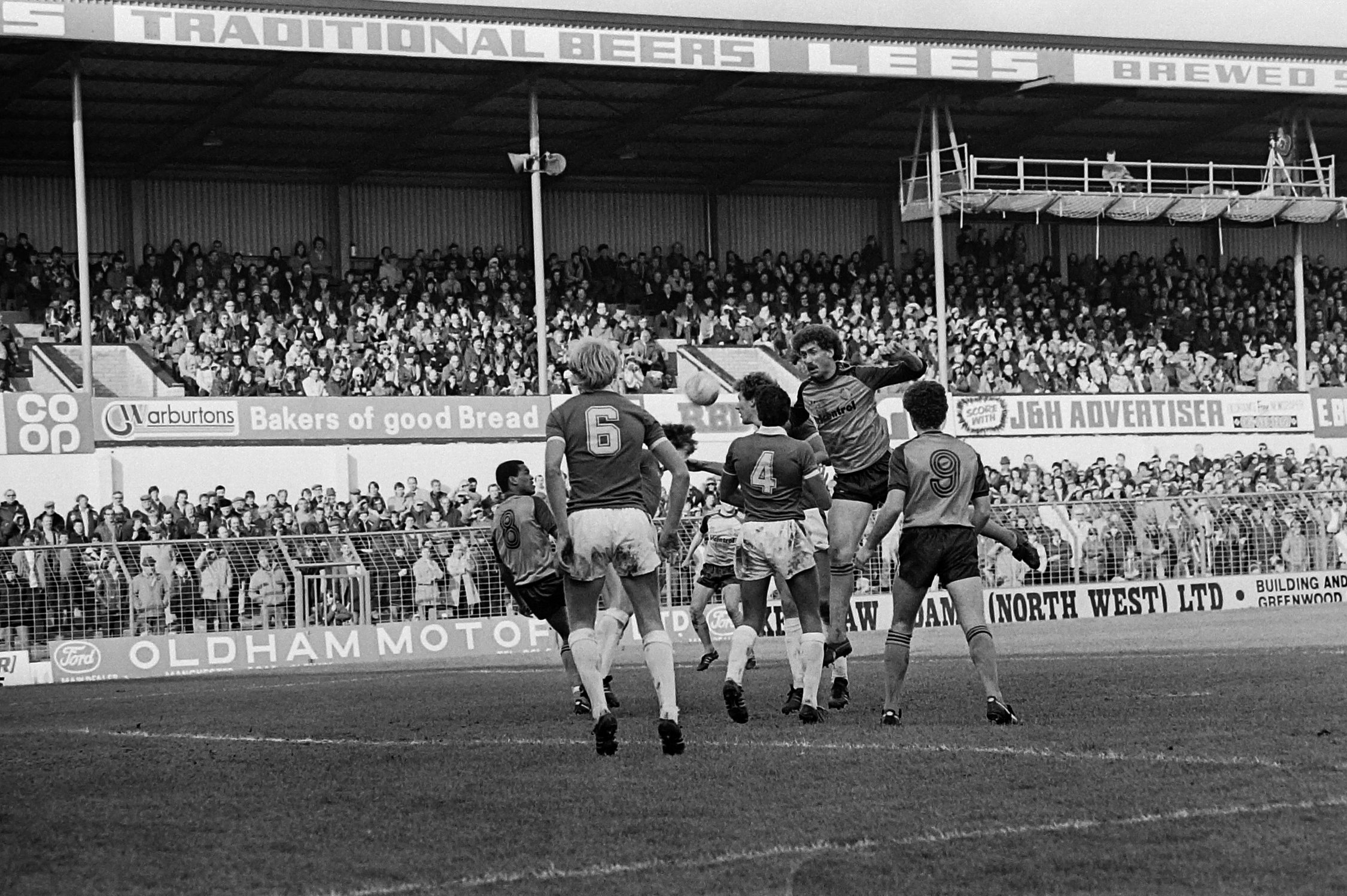 Oldham Athletic vs Luton Town FC (10th Oct 1981) | Hatters Heritage | A ...