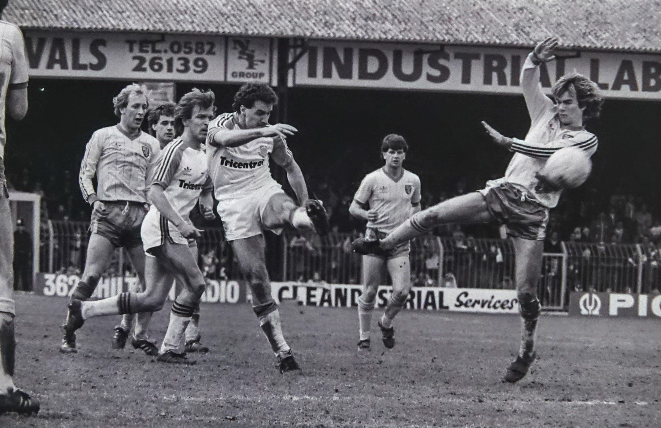 Luton Town FC vs Norwich City (12th Apr 1982) | Hatters Heritage | A ...