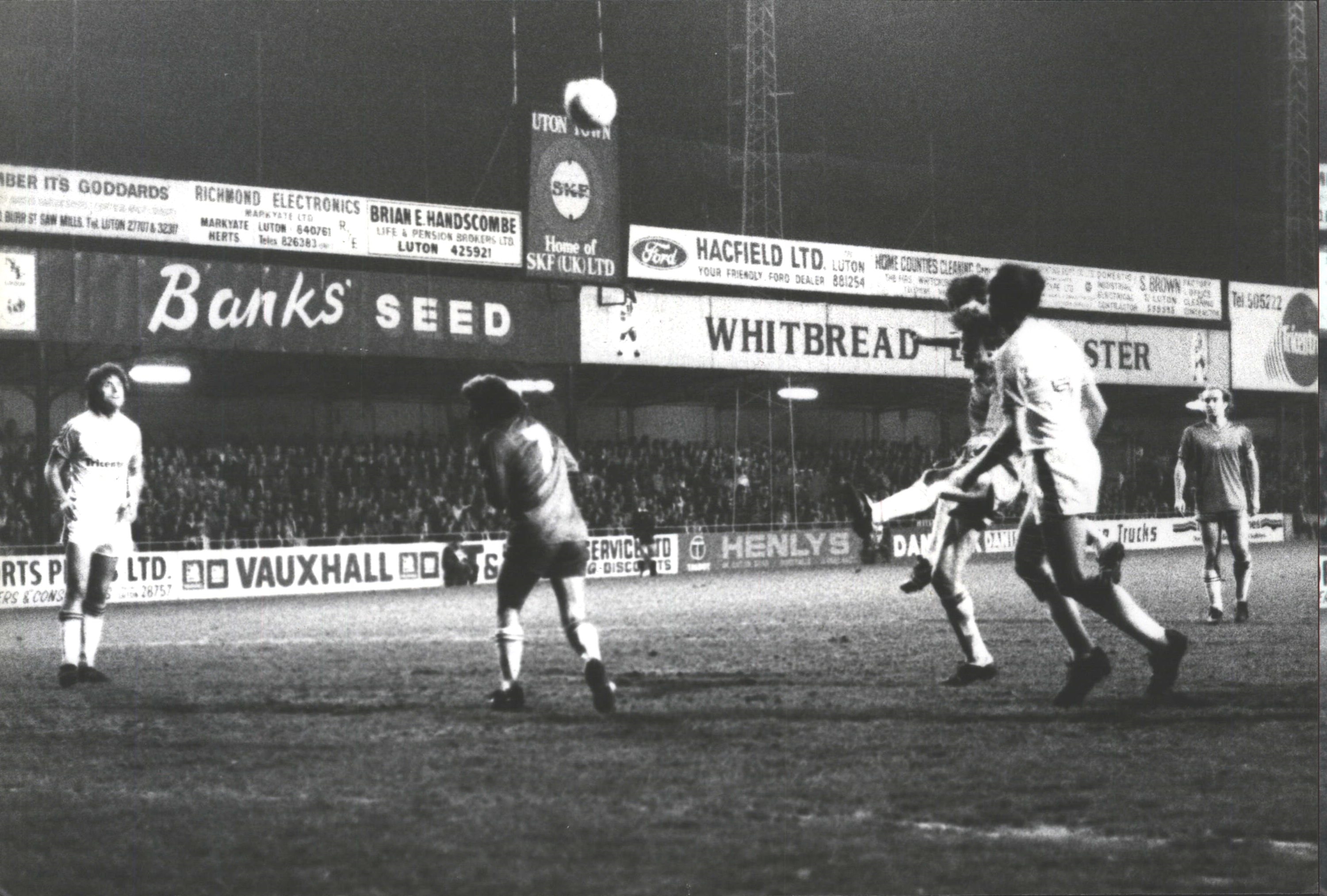 Luton Town FC vs Chelsea (20th Apr 1982) | Hatters Heritage | A History ...