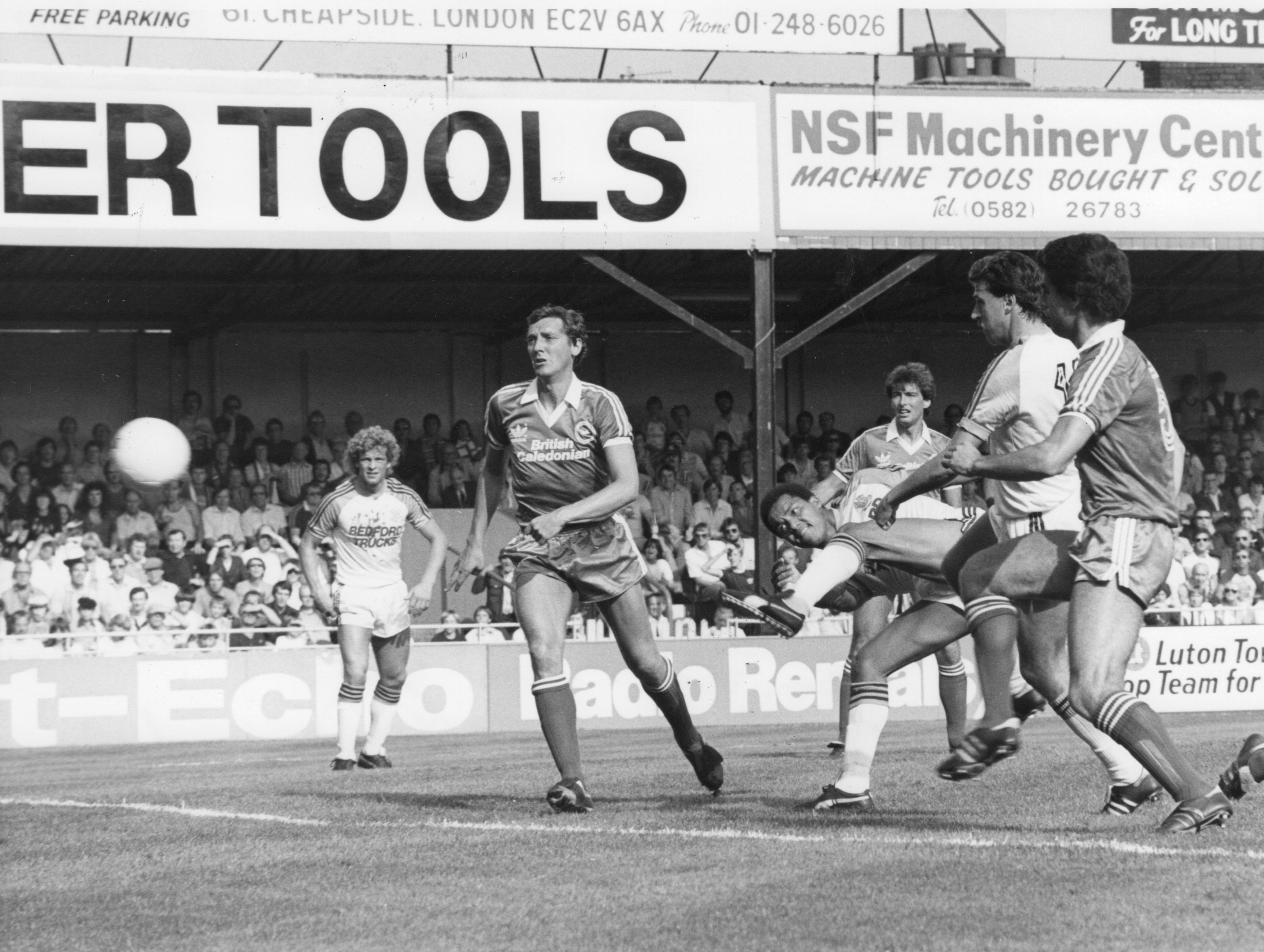 Luton Town FC vs Brighton & Hove Albion (18th Sep 1982) | Hatters ...