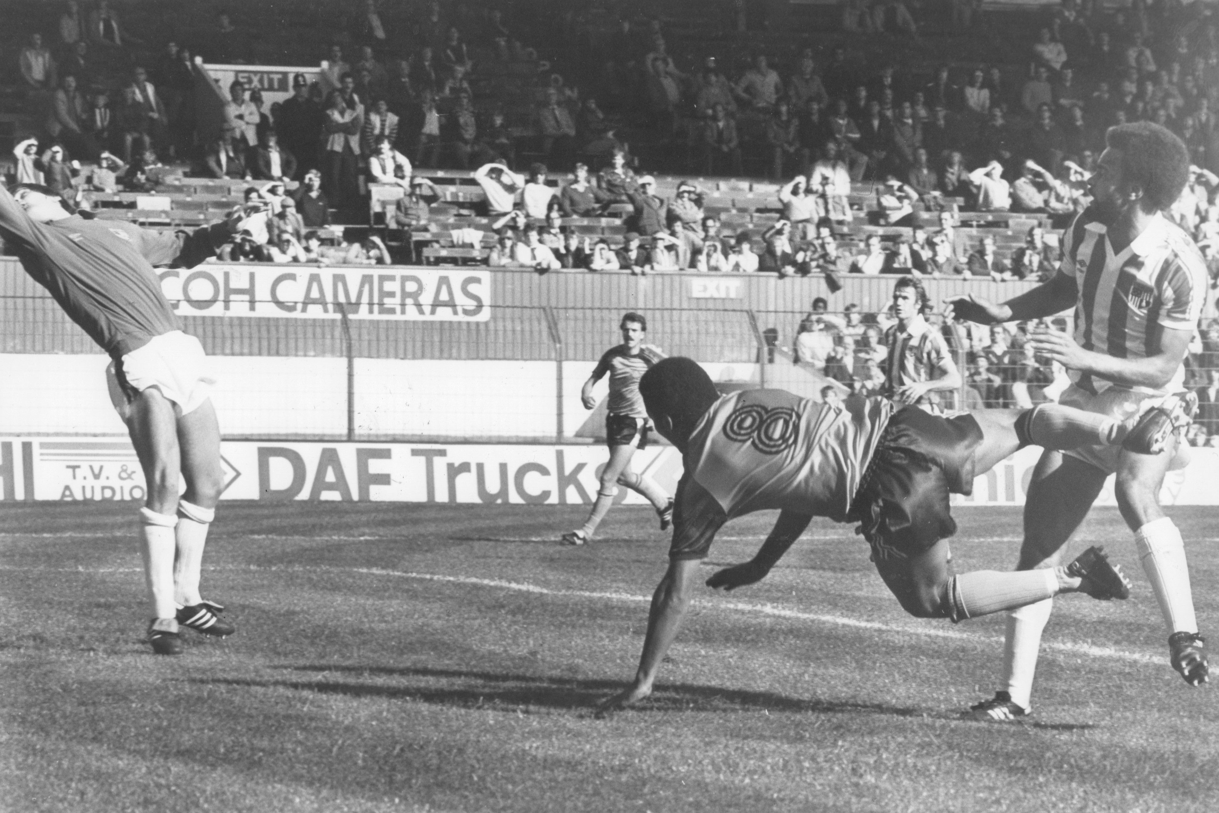 Stoke City vs Luton Town FC (25th Sep 1982) | Hatters Heritage | A ...