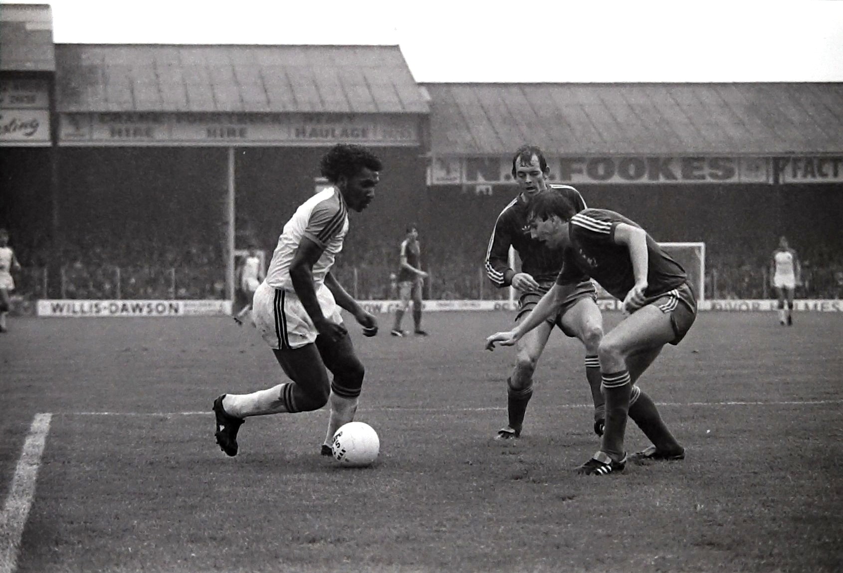 Luton Town FC vs Ipswich Town (16th Oct 1982) | Hatters Heritage | A ...