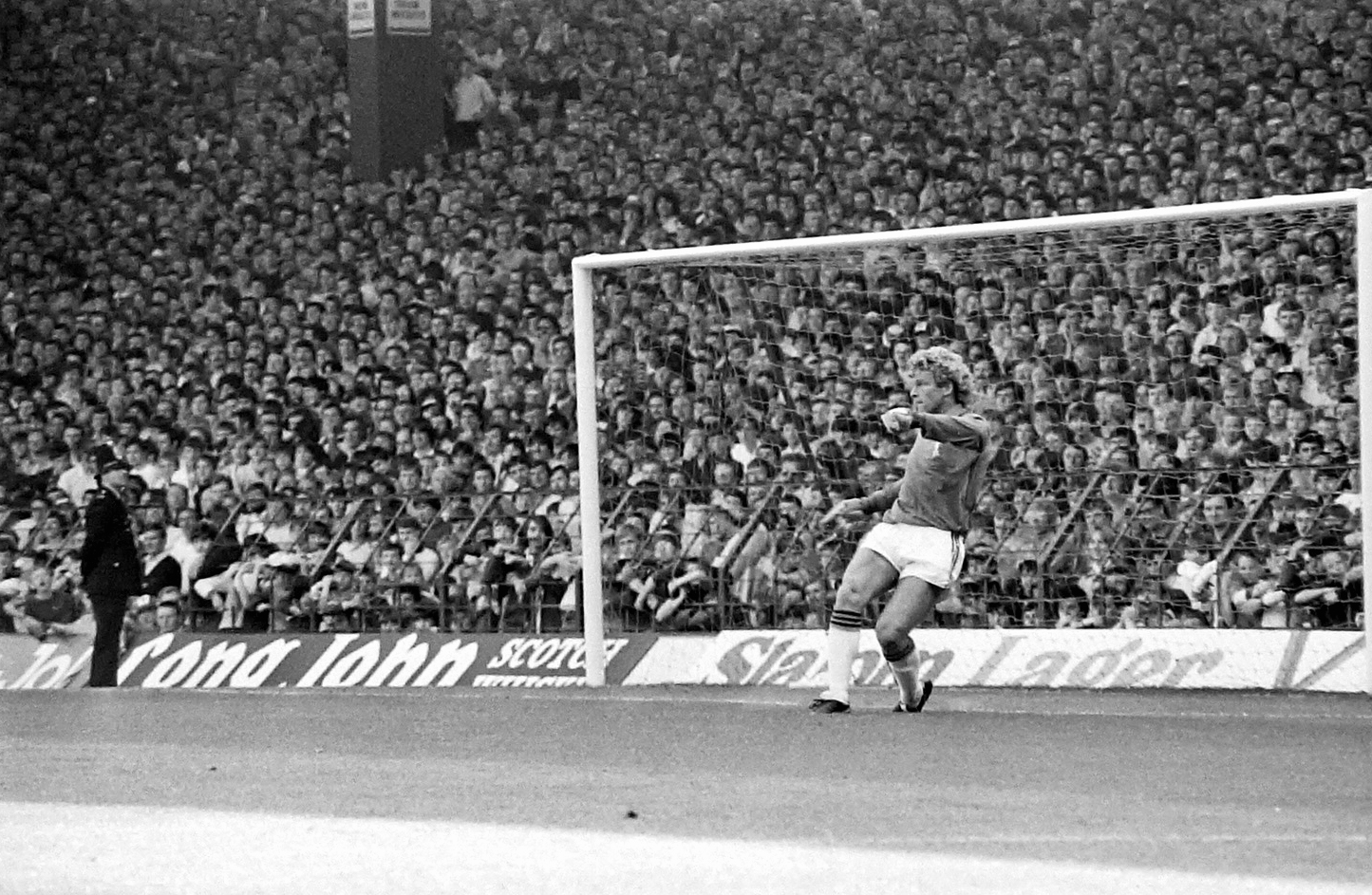 Liverpool vs Luton Town FC (11th Sep 1982) | Hatters Heritage | A ...