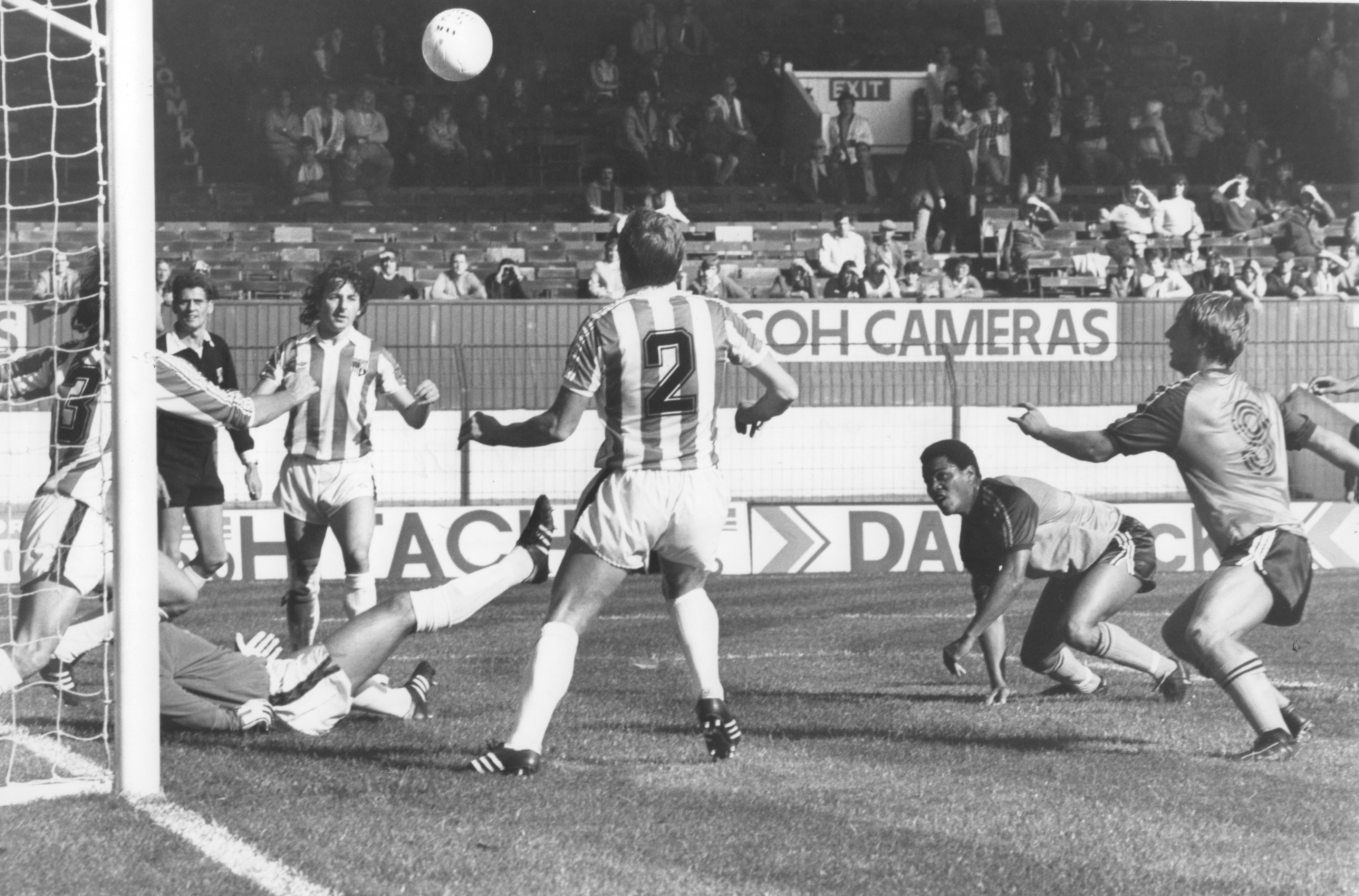Stoke City vs Luton Town FC (25th Sep 1982) | Hatters Heritage | A ...