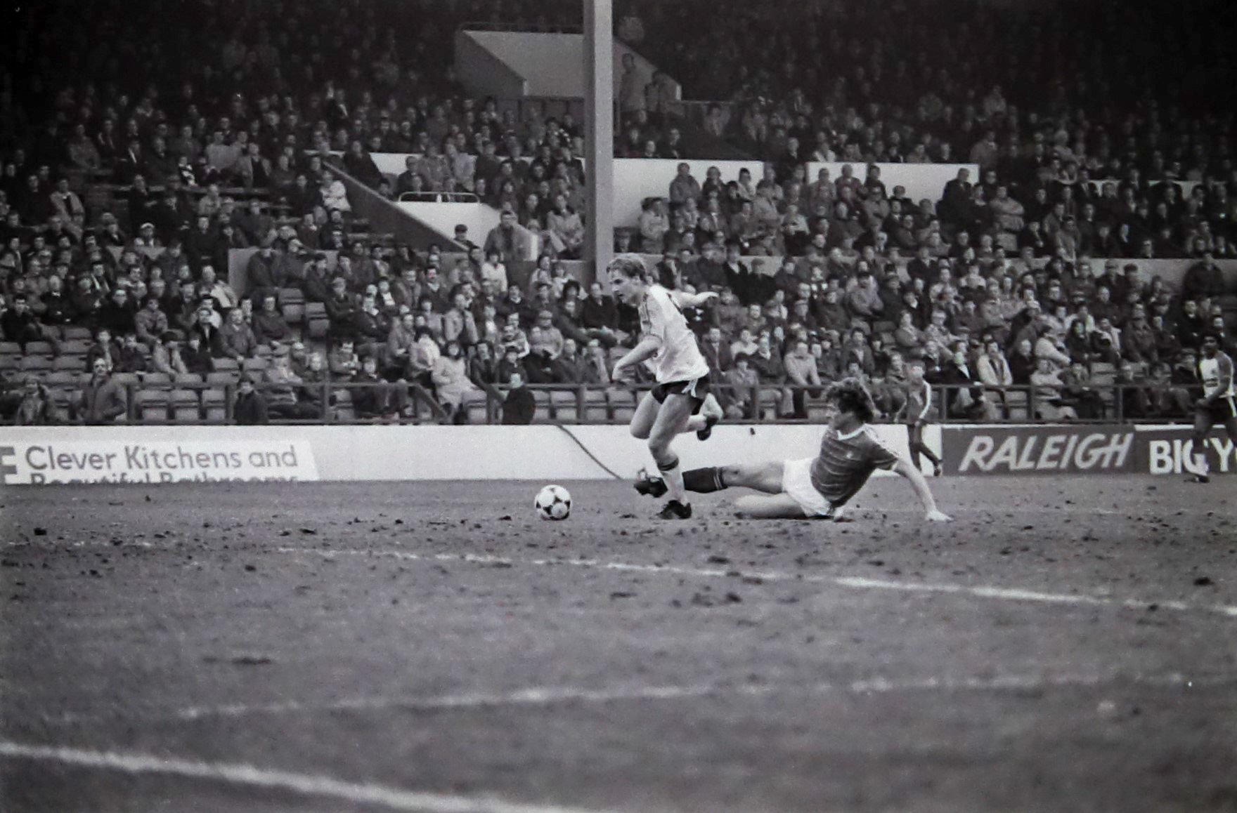 Nottingham Forest vs Luton Town FC (12th Mar 1983) | Hatters Heritage ...