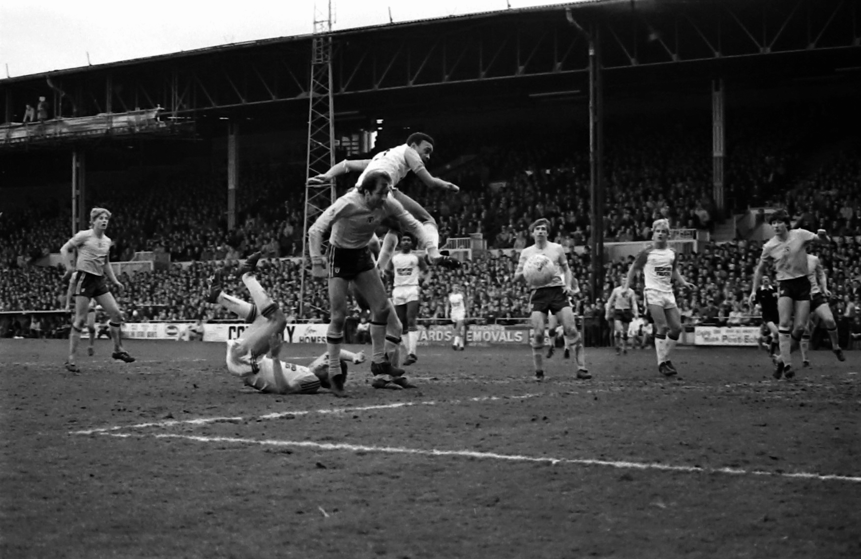 Paul Elliott | Hatters Heritage | A History of Luton Town FC