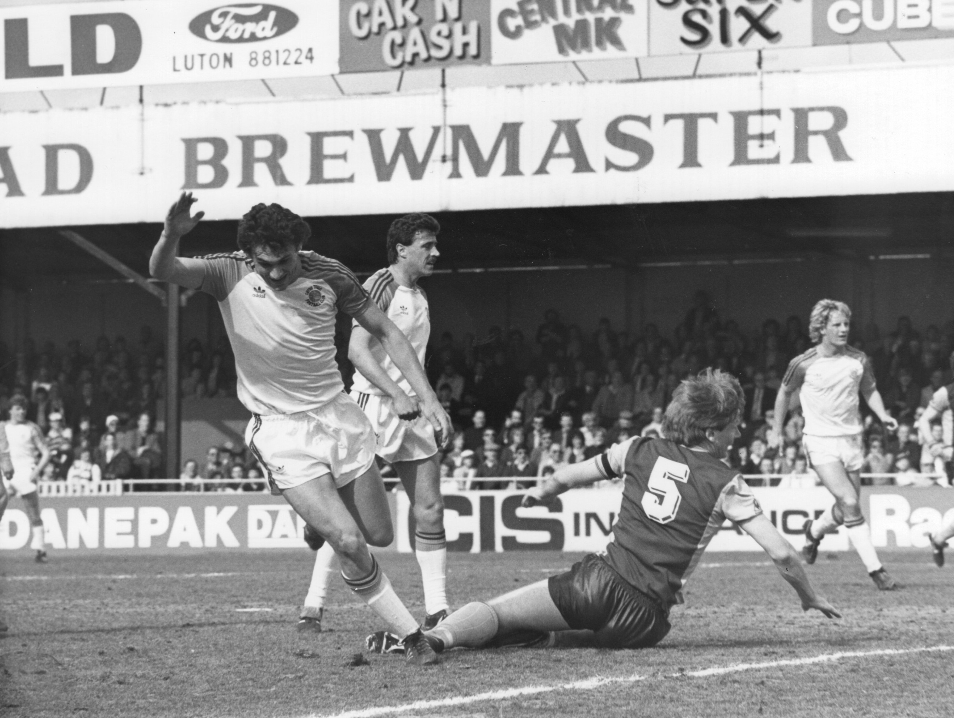 Trevor Aylott | Hatters Heritage | A History of Luton Town FC