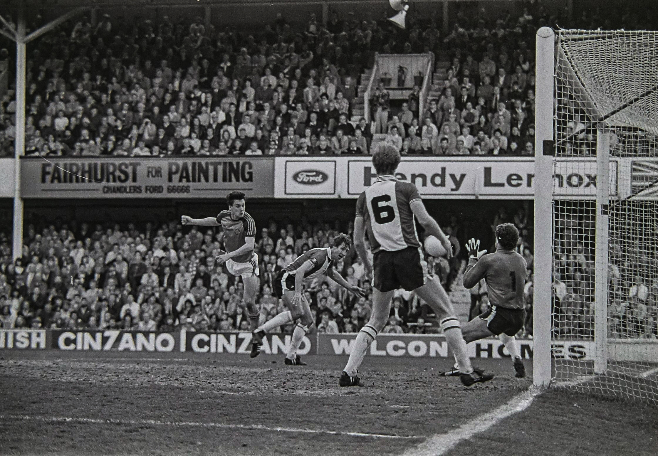 Southampton vs Luton Town FC (30th Apr 1983) | Hatters Heritage | A ...