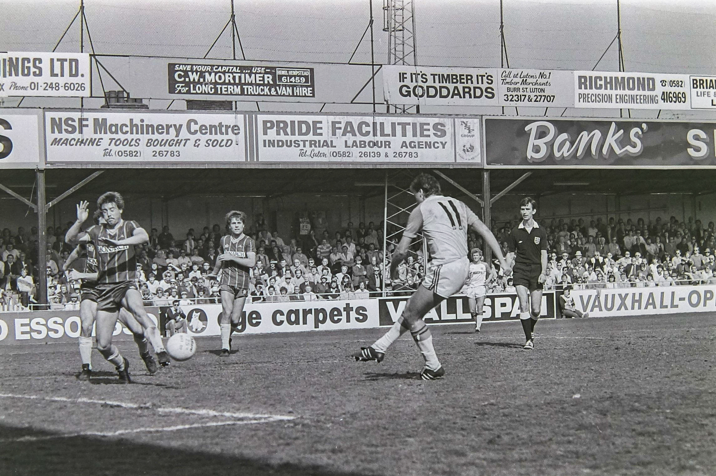 Luton Town FC vs Notts County (21st Apr 1984) | Hatters Heritage | A ...