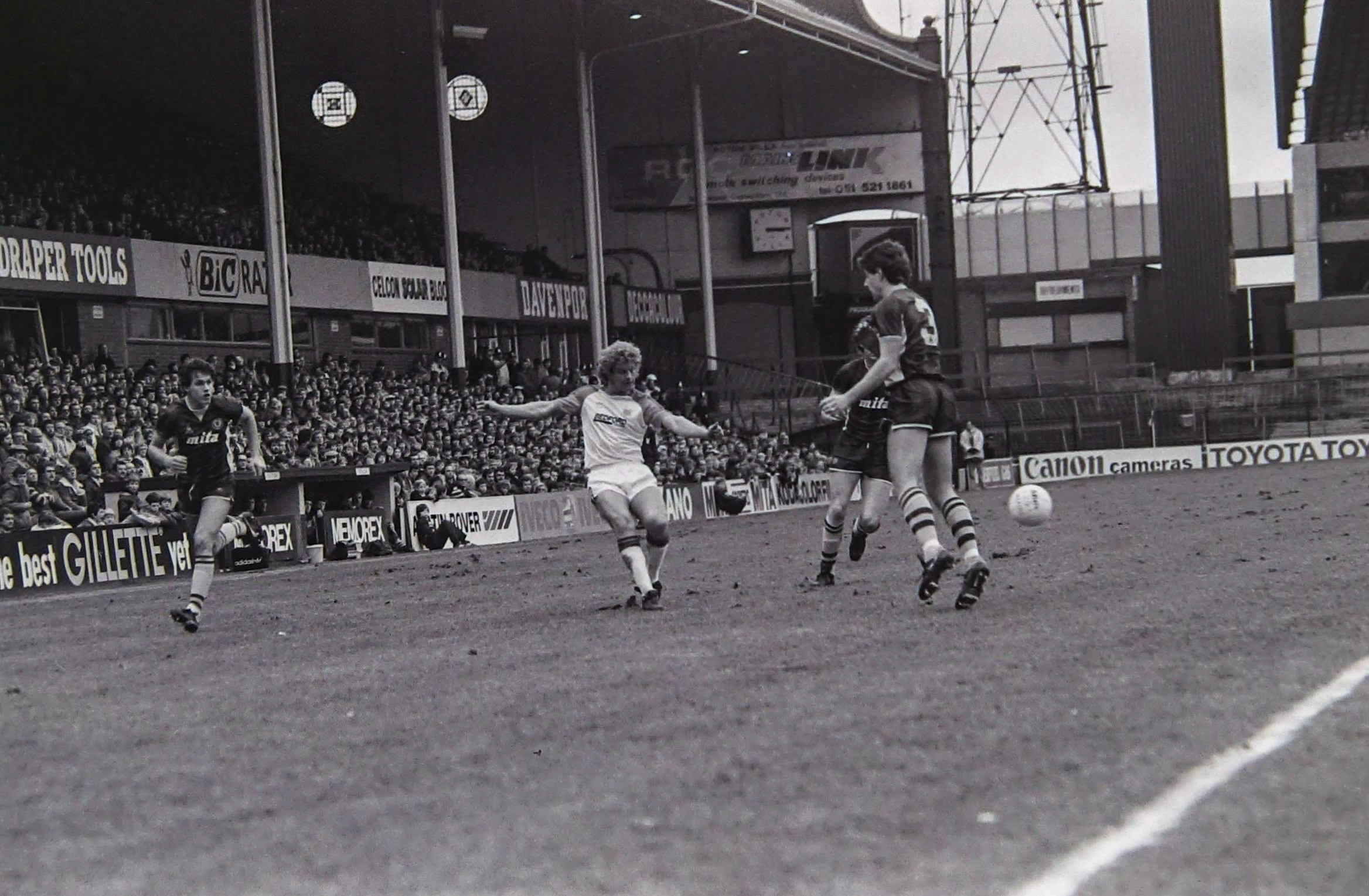 Kirk Stephens | Hatters Heritage | A History of Luton Town FC