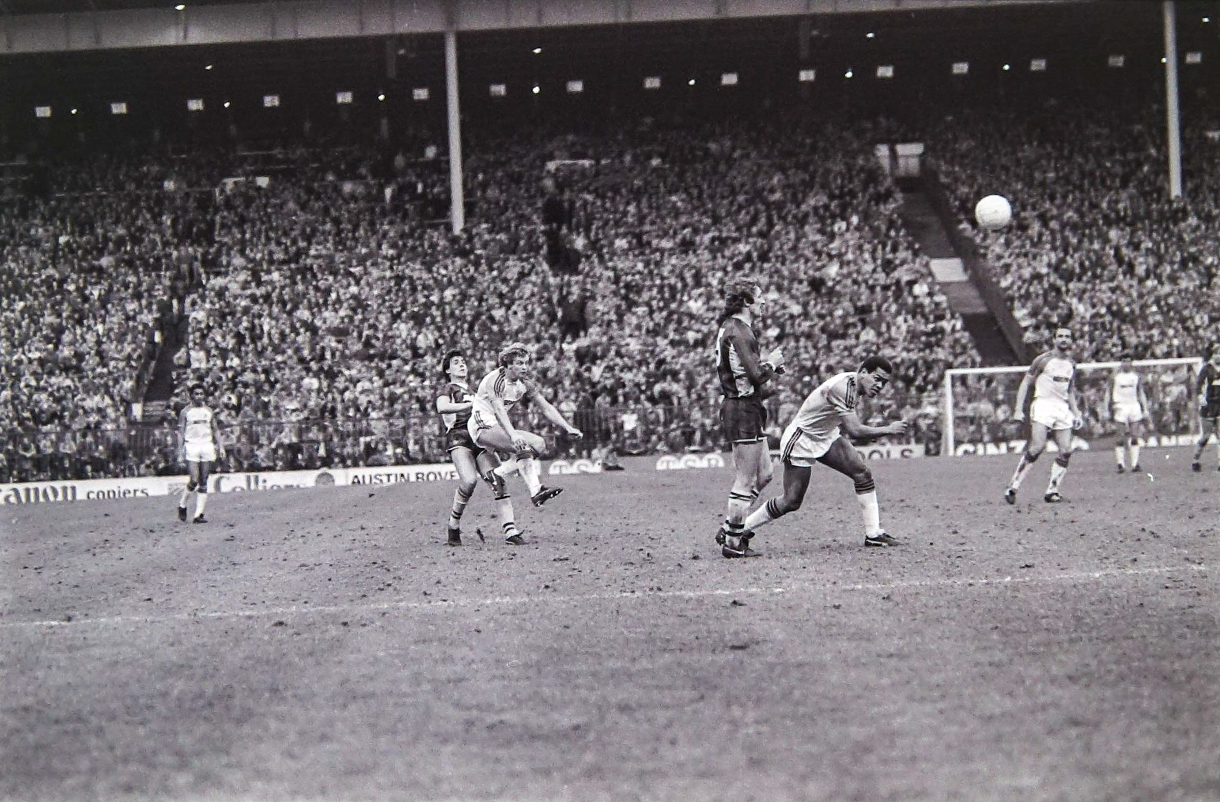 Kirk Stephens | Hatters Heritage | A History of Luton Town FC