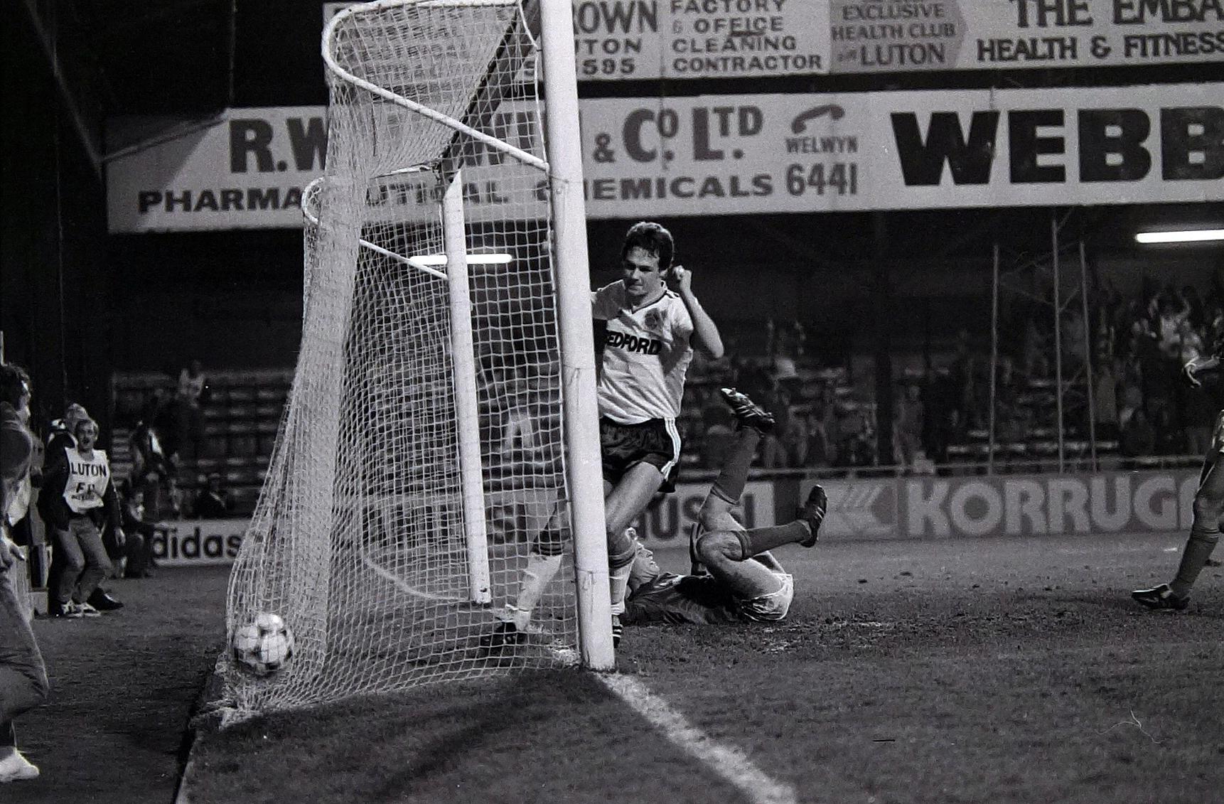 Steve Elliott | Hatters Heritage | A History of Luton Town FC