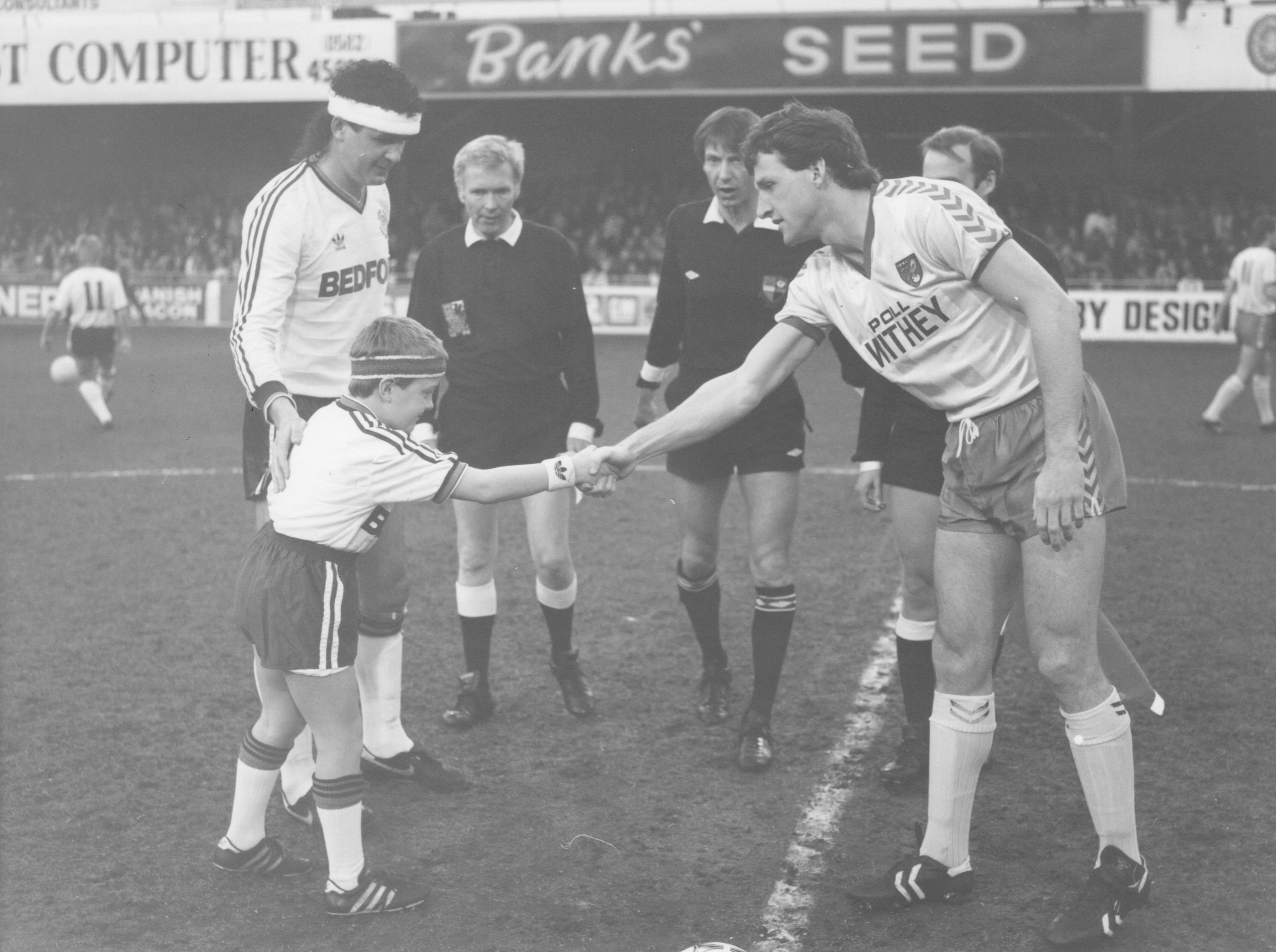 Luton Town FC vs Norwich City (16th Apr 1985) | Hatters Heritage | A ...